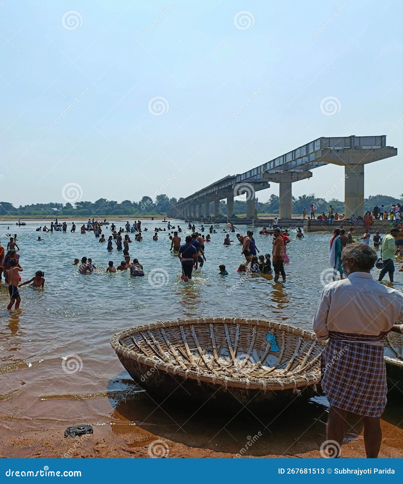 Tourists and Coracles at Kaveri River Beach in Talakadu, Mysore ...