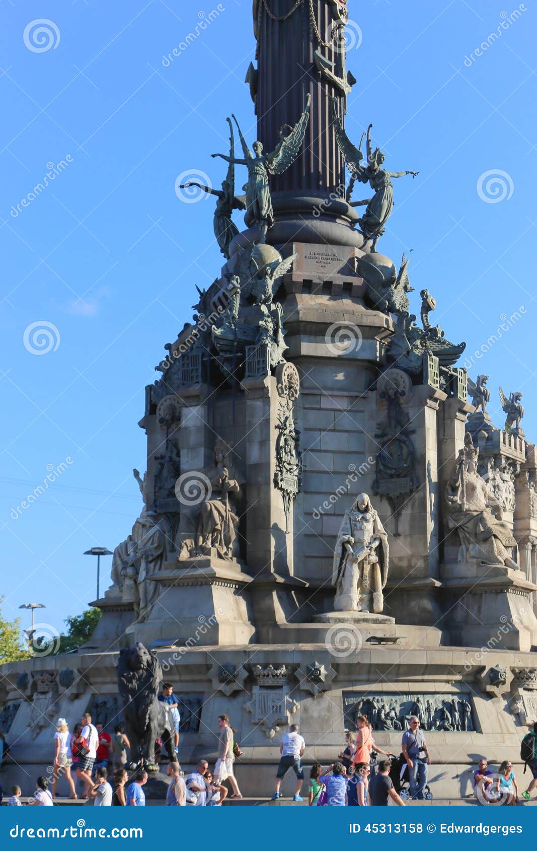 Tourists Enjoy at Barcelona ,Spain Editorial Stock Photo - Image of ...