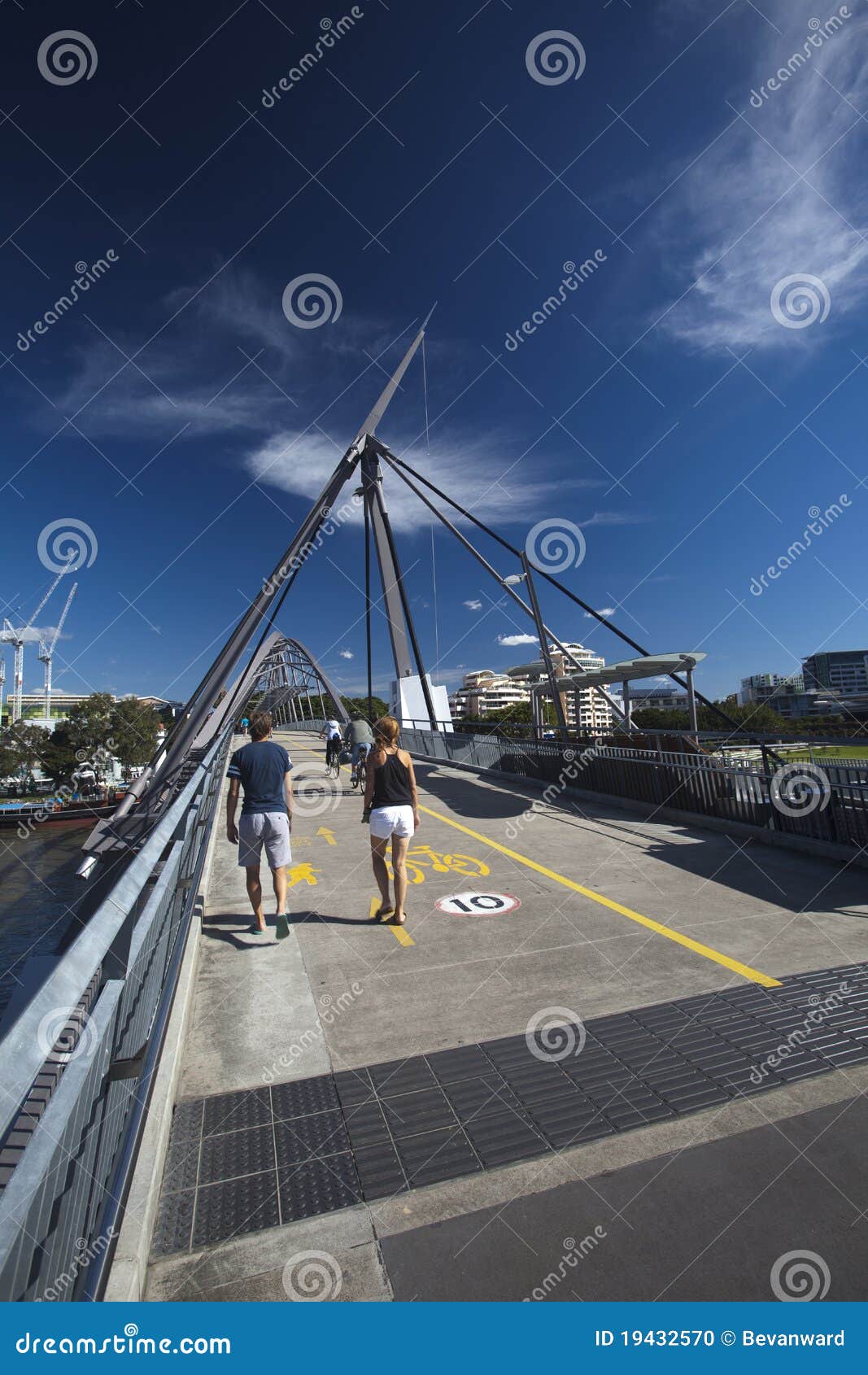 Tourists on Goodwill Bridge Over Brisbane River Editorial Image - Image ...