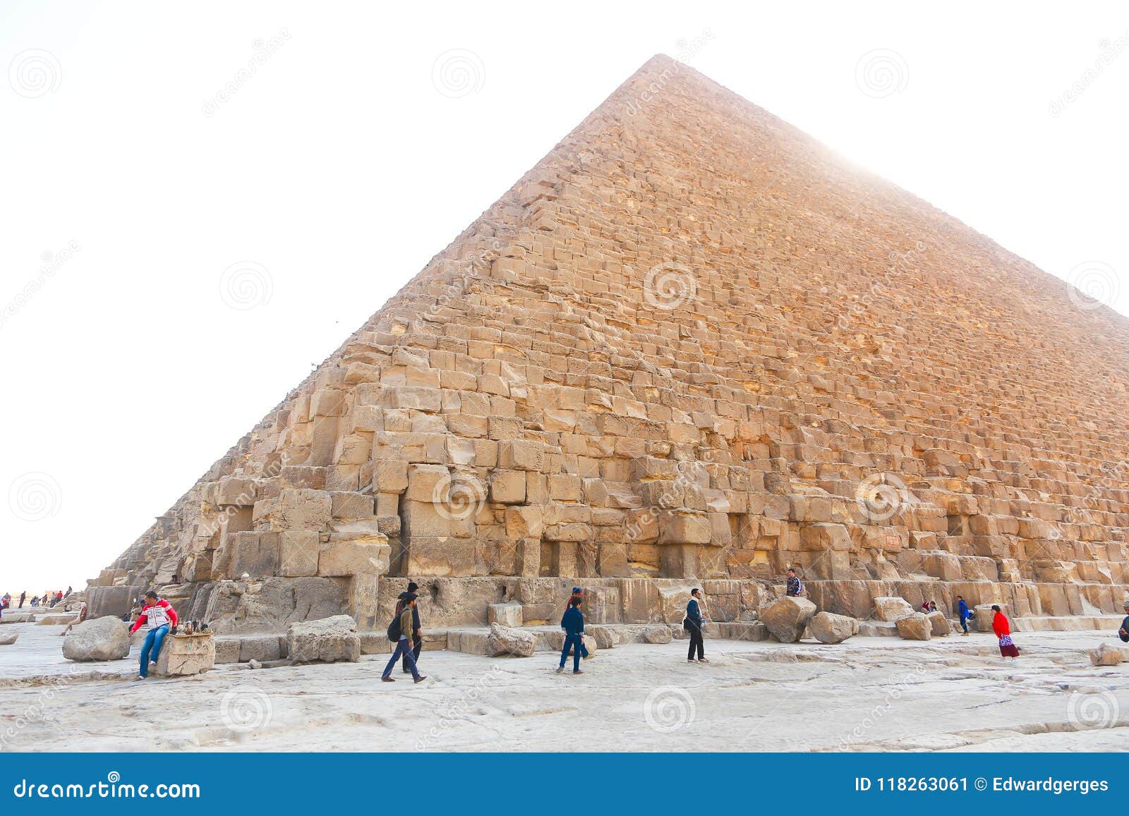 Tourists at Pyramids - Egypt Editorial Photo - Image of charcoal, pipe ...