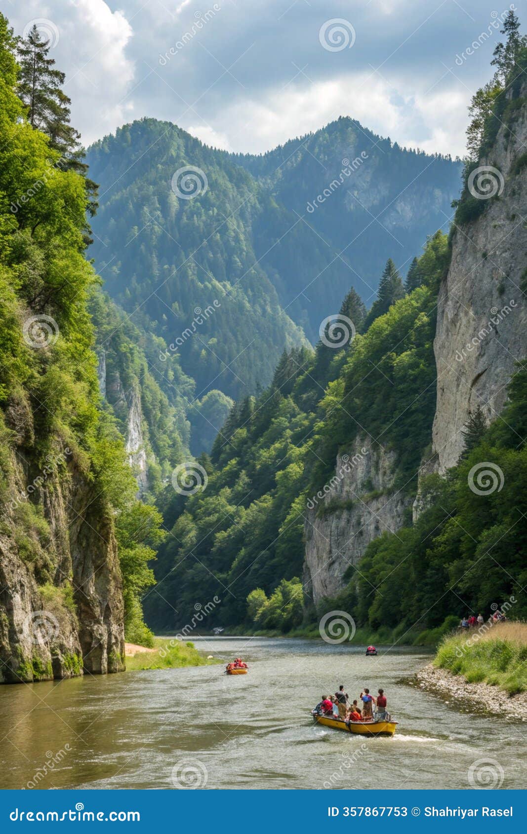 Tourists on Raft in Dunajec River Gorge Stock Image - Image of poland ...