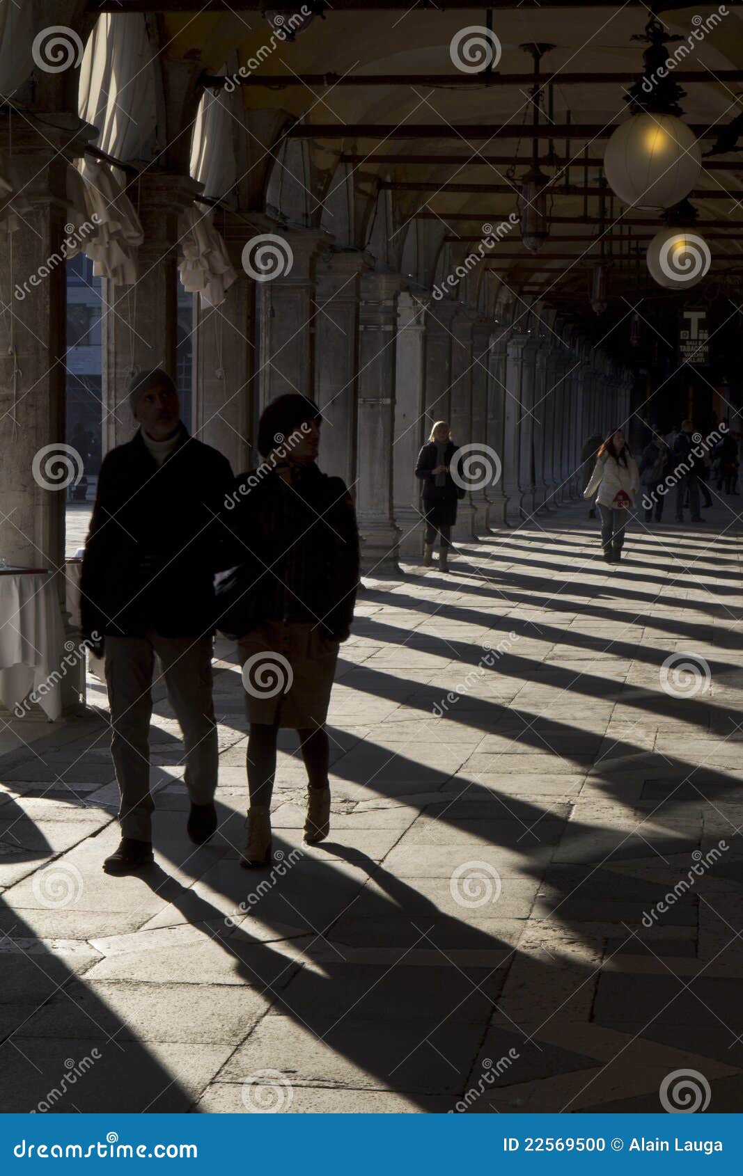 Tourists strolling editorial image. Image of city, style - 22569500