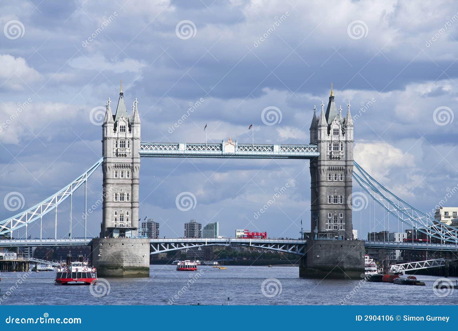 Bridge Crossing The Clutha River Near Luggate Stock Image ...