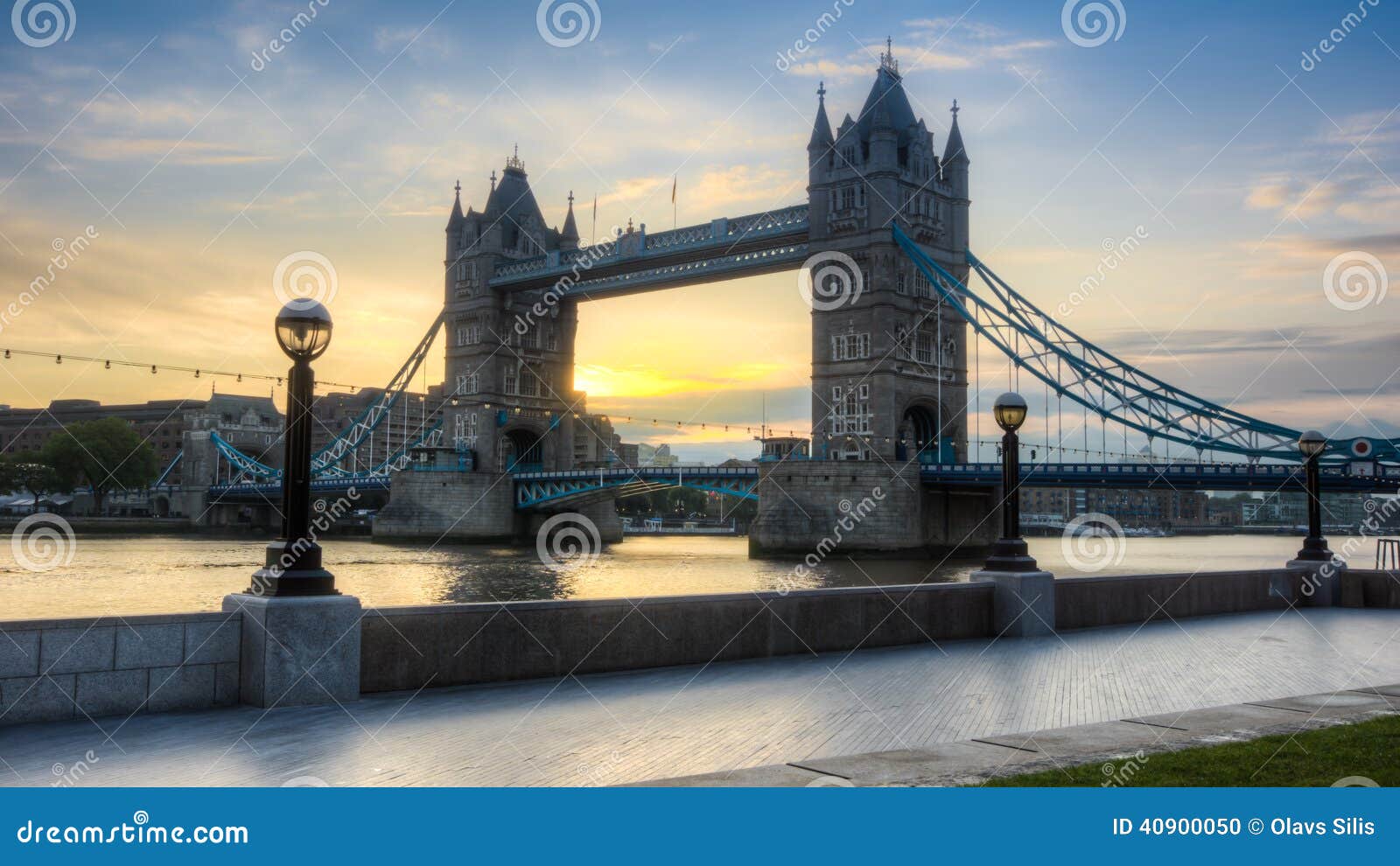 Tower bridge HDR stock photo. Image of bridges, england - 40900050