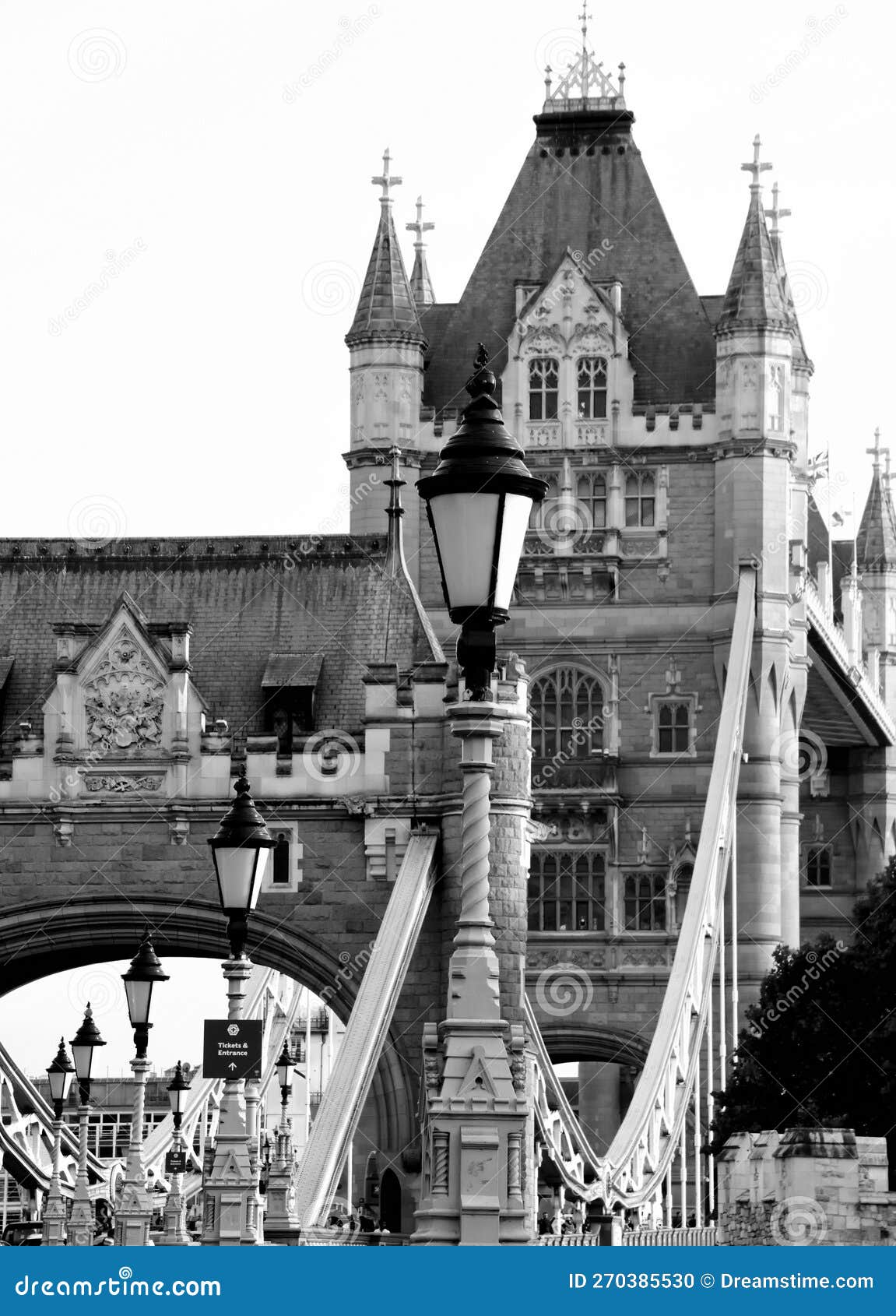 Tower Bridge Laps stock photo. Image of landmark, lines - 270385530