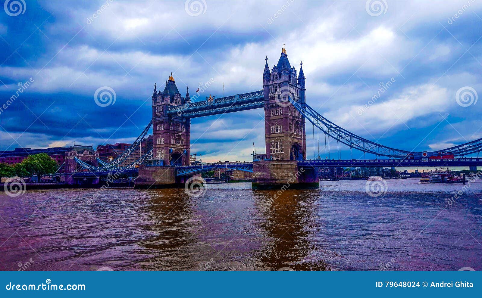 Tower Bridge editorial stock image. Image of bridge, blue - 79648024