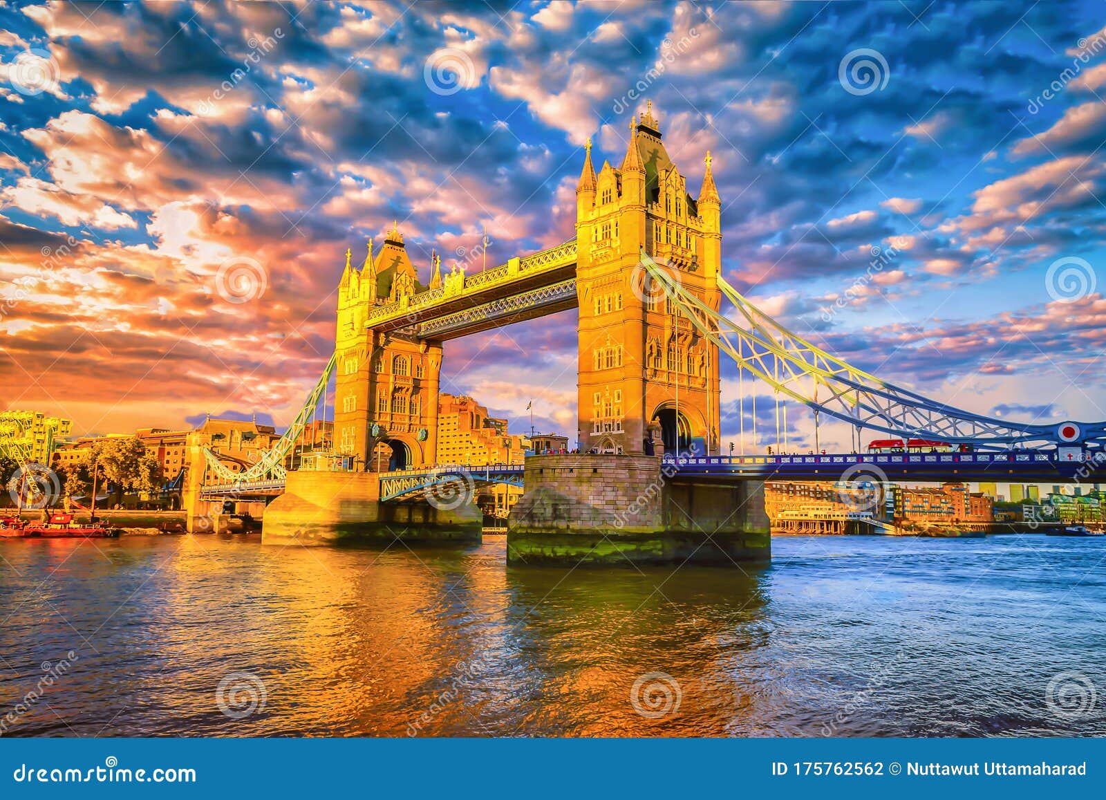 Tower Bridge at Sunset in London, UK Stock Photo - Image of skyline ...
