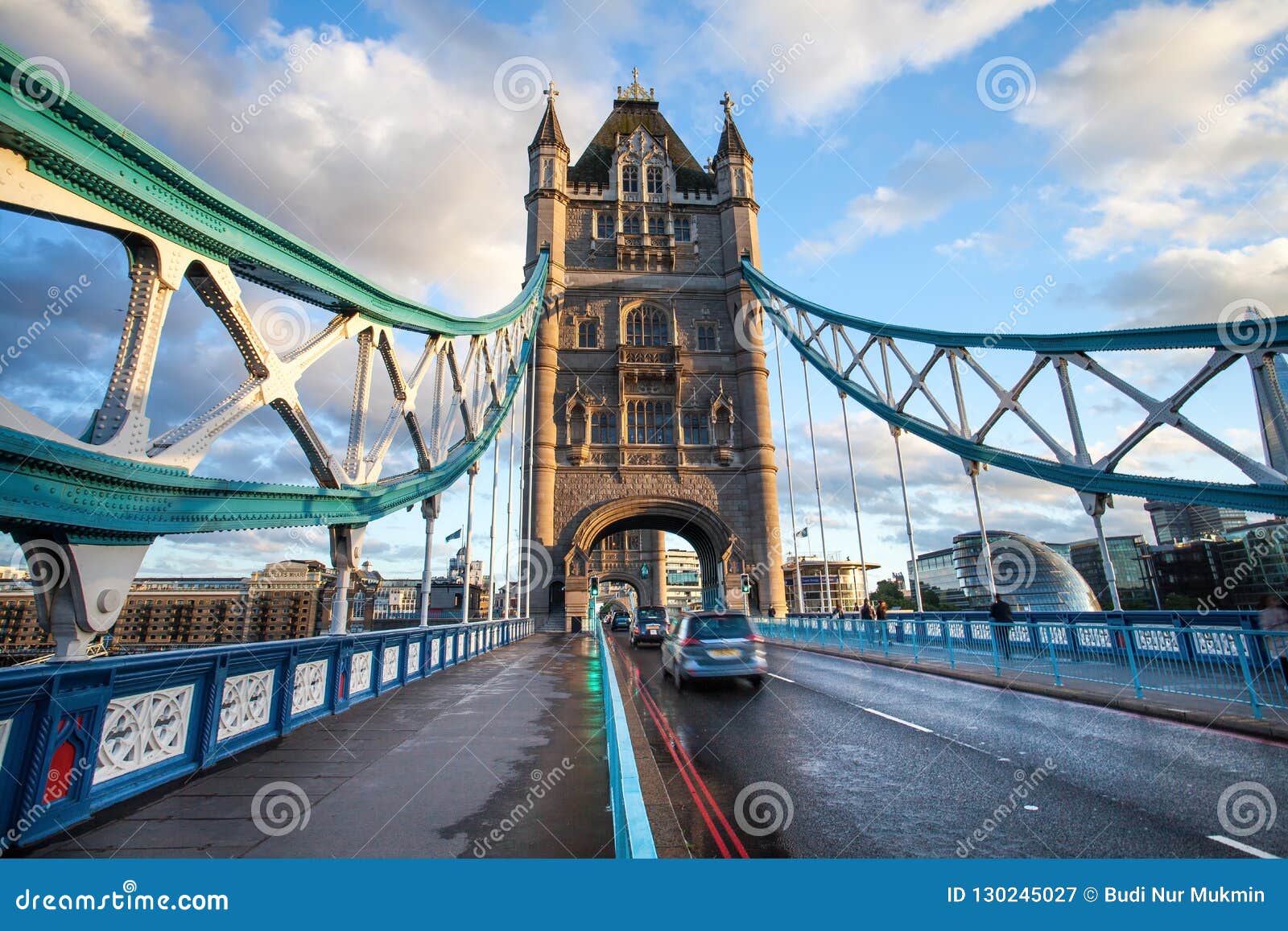The Tower and the Bridge editorial photography. Image of sunrise ...