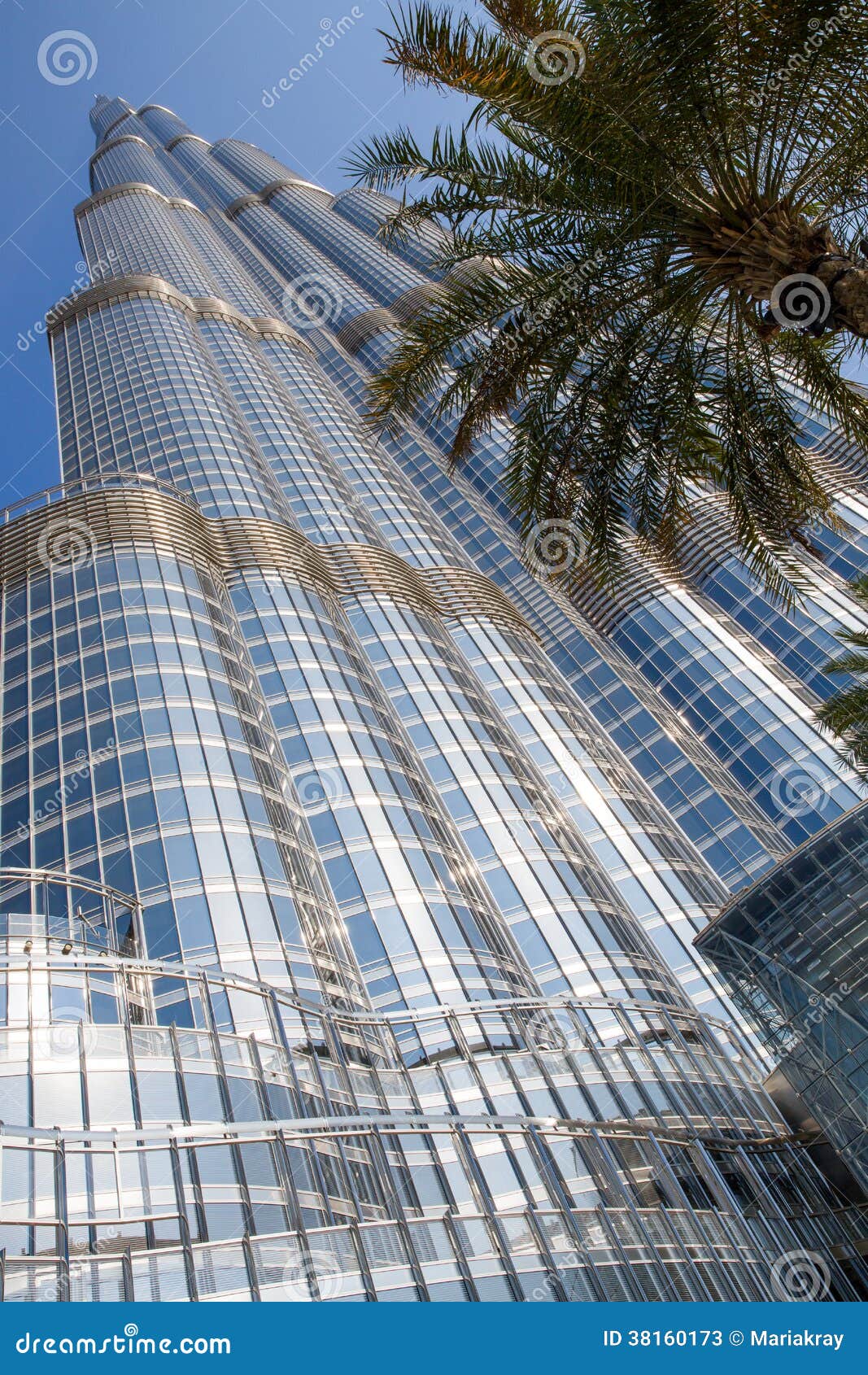 Tower Burj Khalifa stock image. Image of halifa, emirates - 38160173