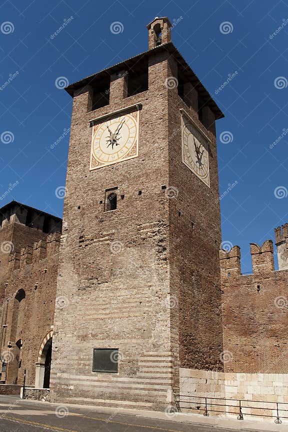 Tower by Castelvecchio Bridge in Verona Stock Image - Image of italy ...
