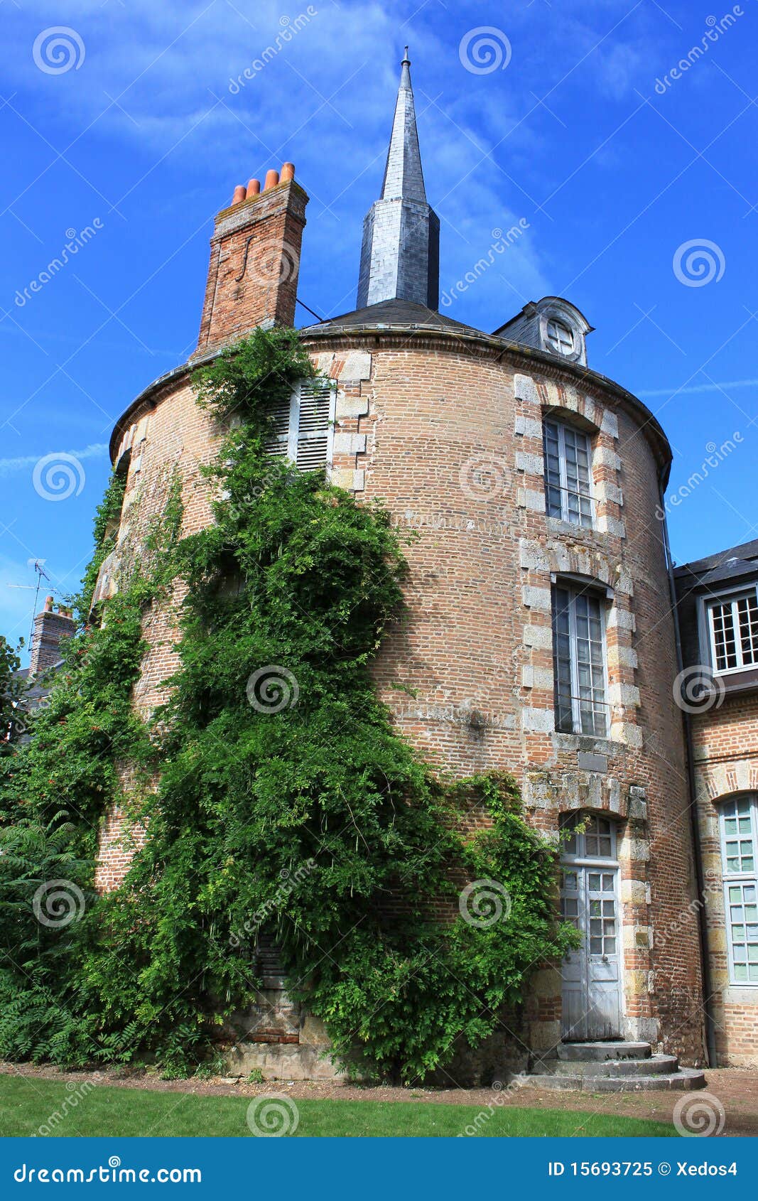 Tower of castle stock image. Image of rampart, roof, frame - 15693725