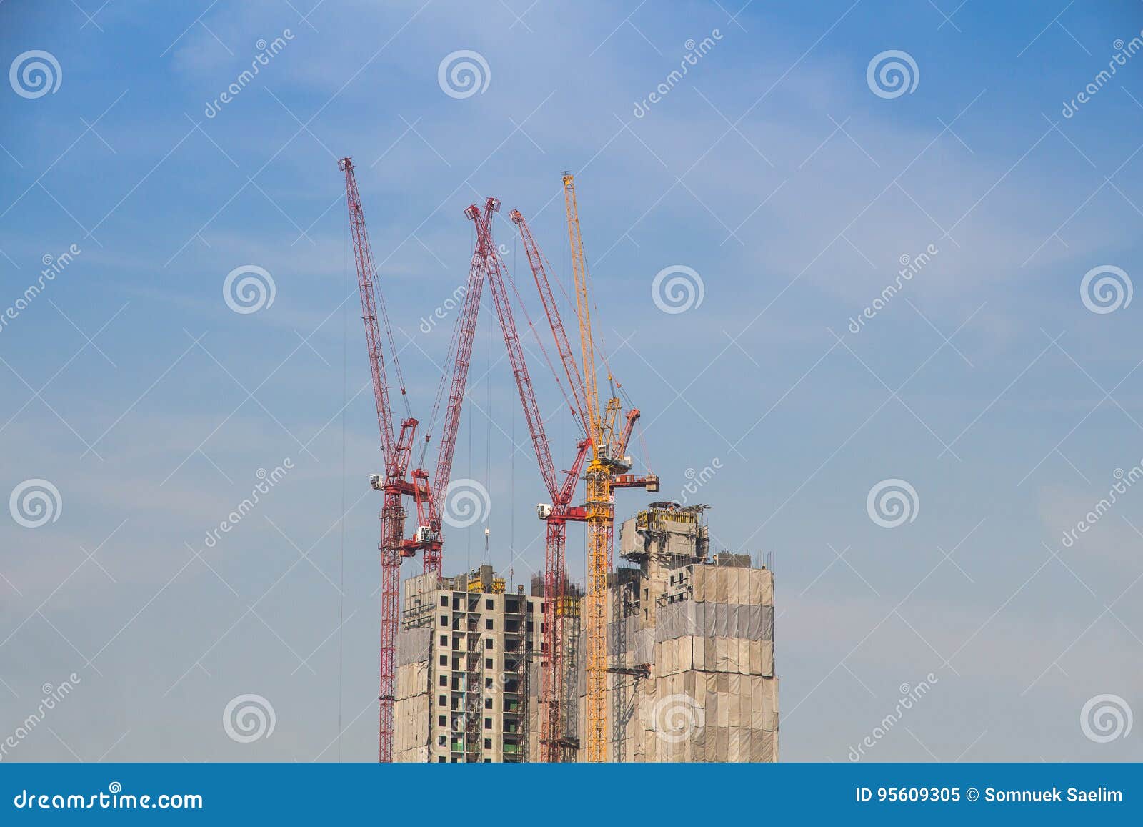 Tower Crain Construction Building in Blue Sky Stock Image - Image of ...