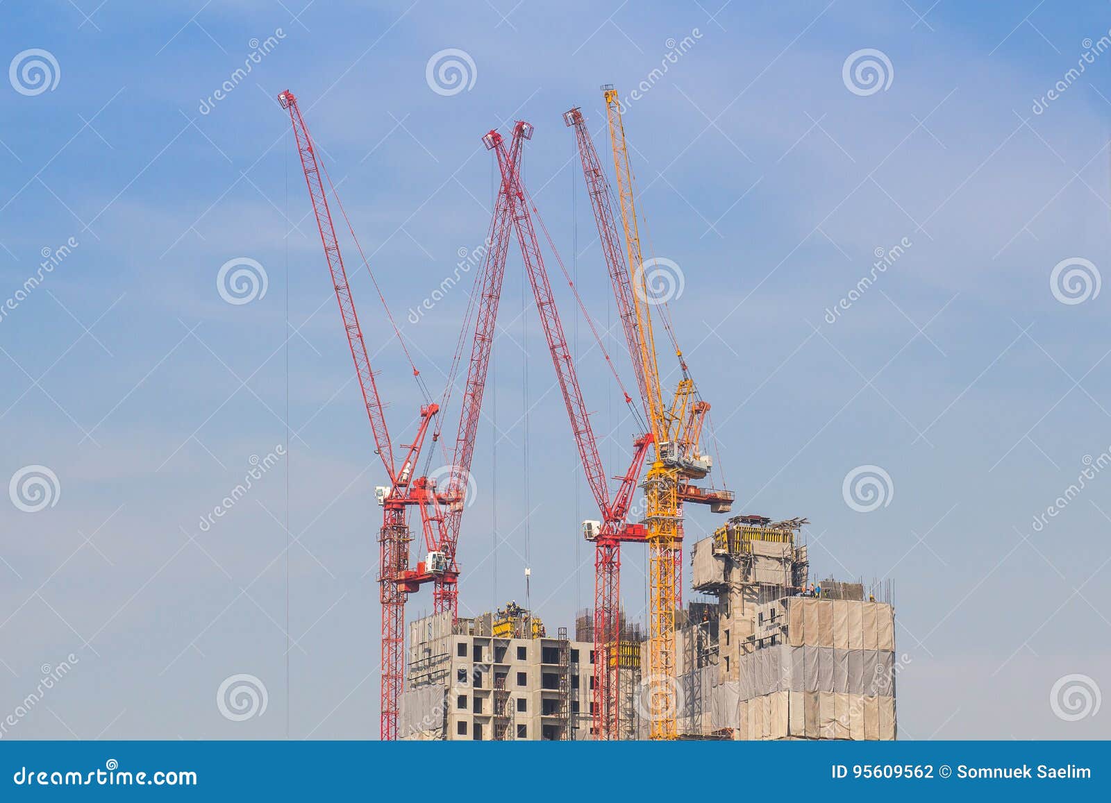 Tower Crain Construction Building in Blue Sky Stock Photo - Image of ...