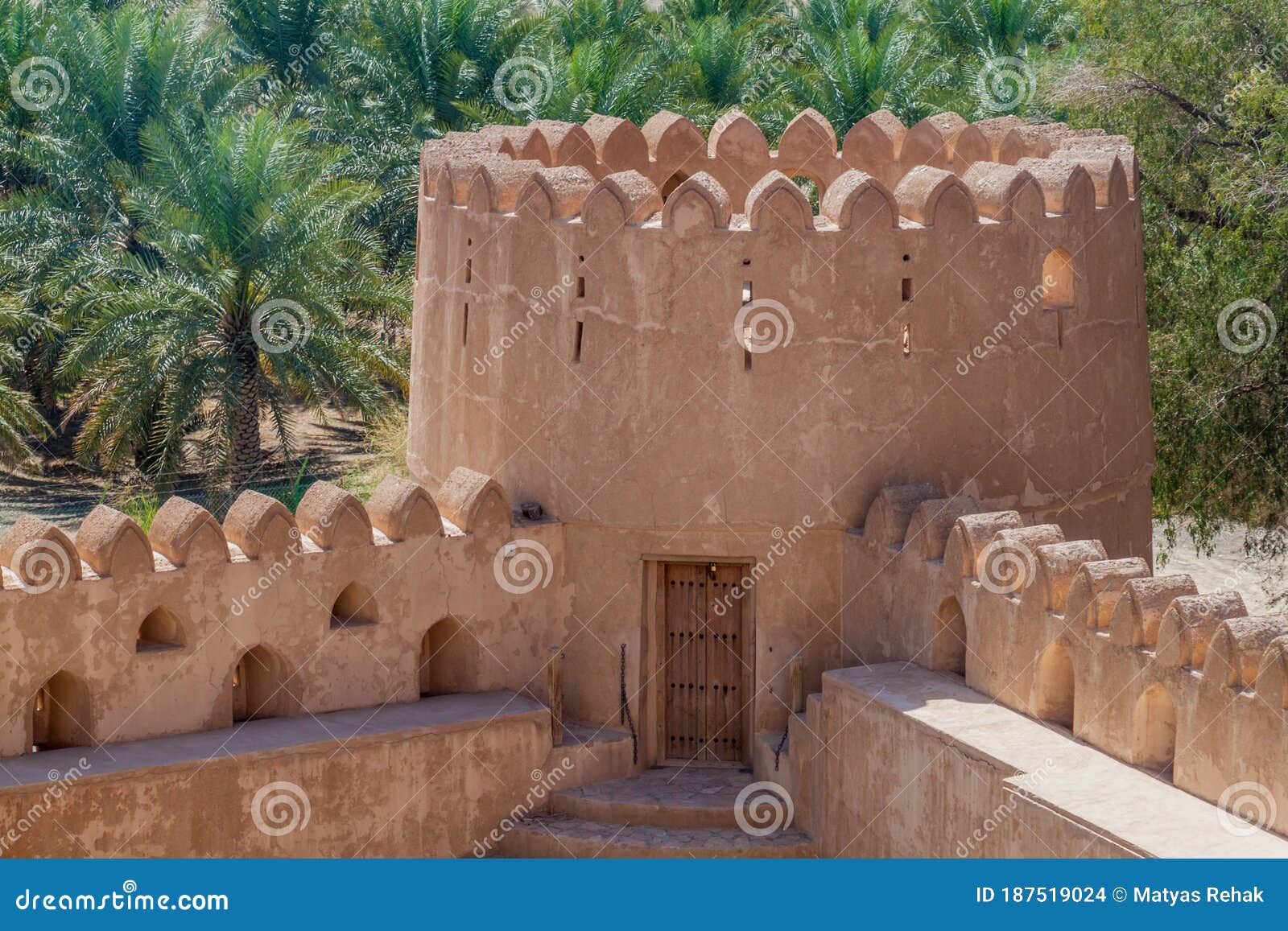 Tower of Jabrin Castle, Om stock photo. Image of sight - 187519024