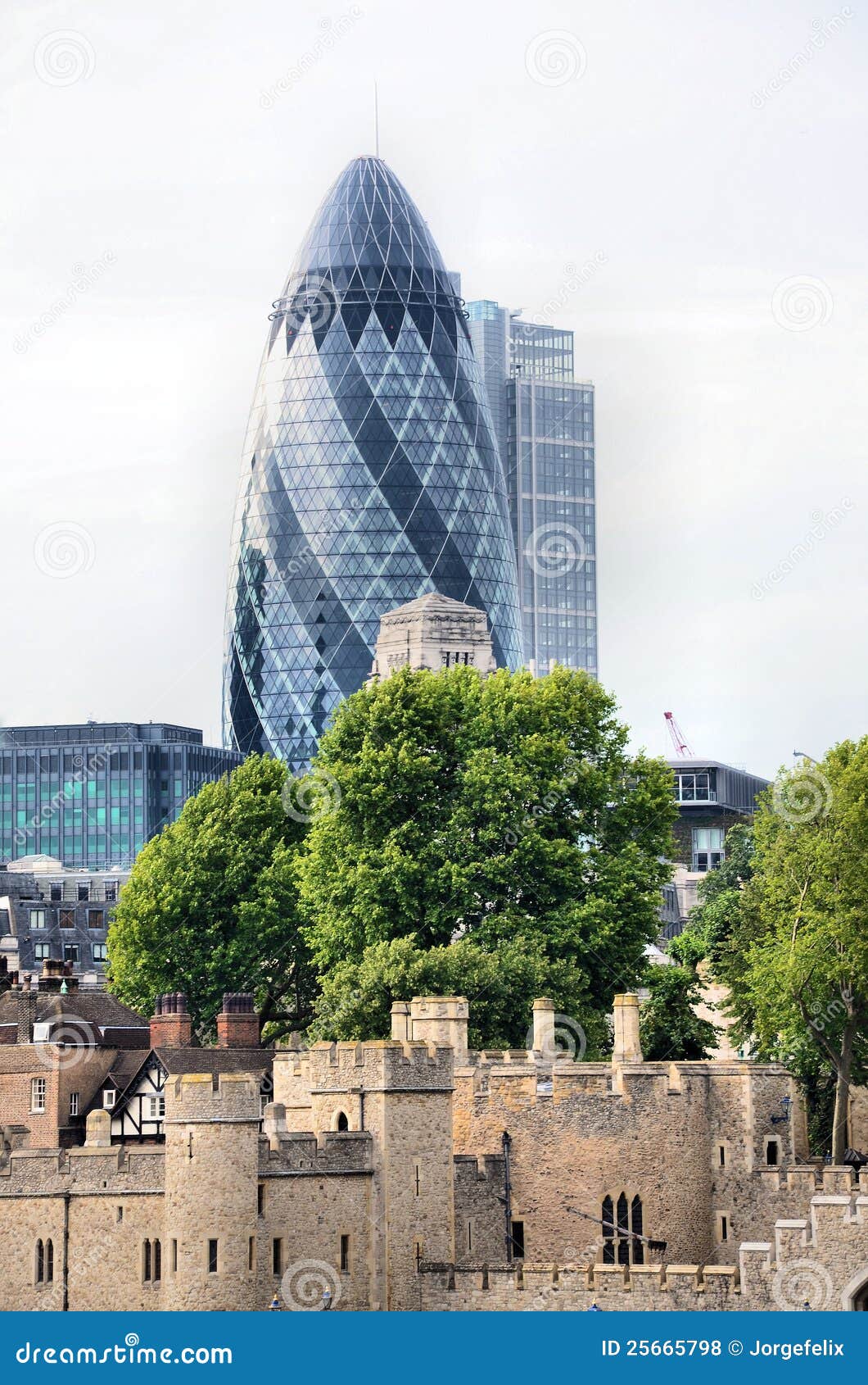 Tower of London and Modern Buildings Stock Photo - Image of london ...