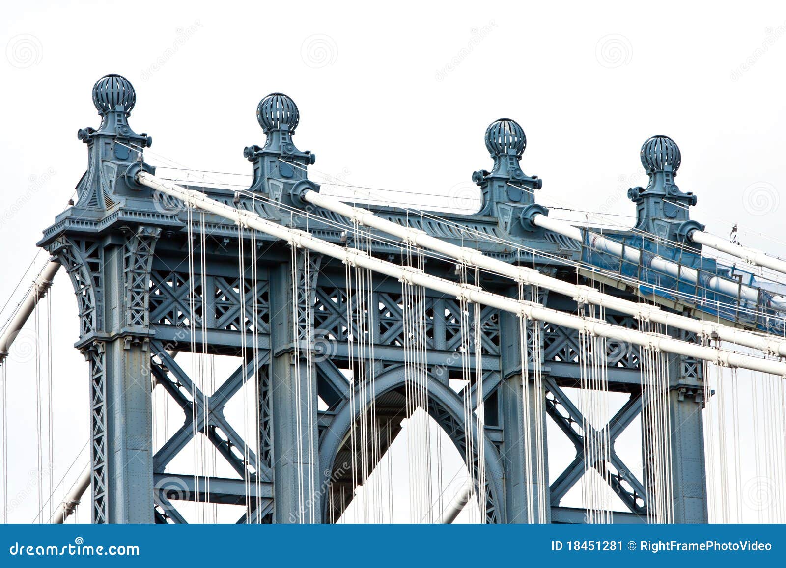 Tower of Manhattan Bridge stock image. Image of framed - 18451281