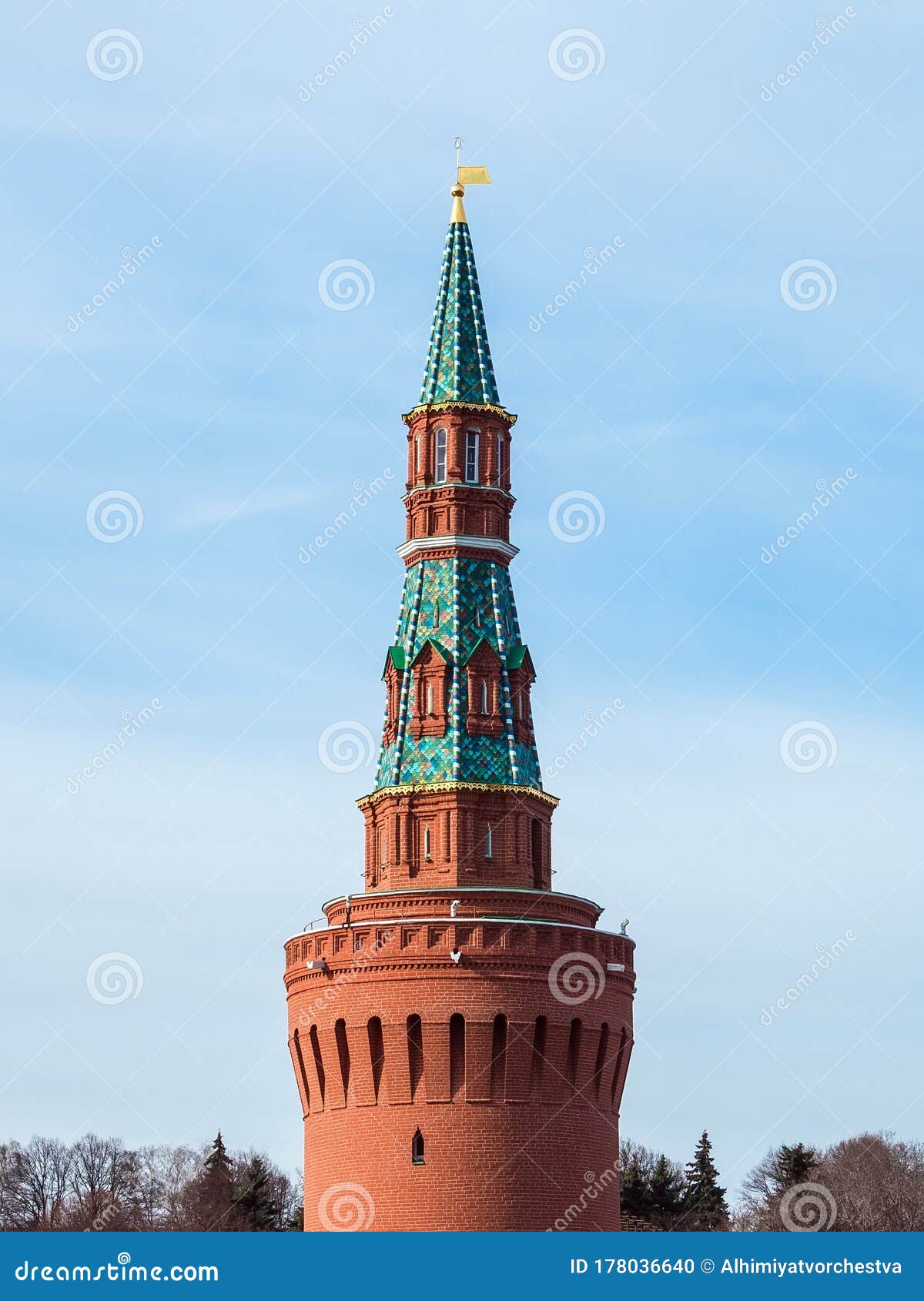 The Tower of the Moscow Kremlin Stock Photo - Image of fortress ...