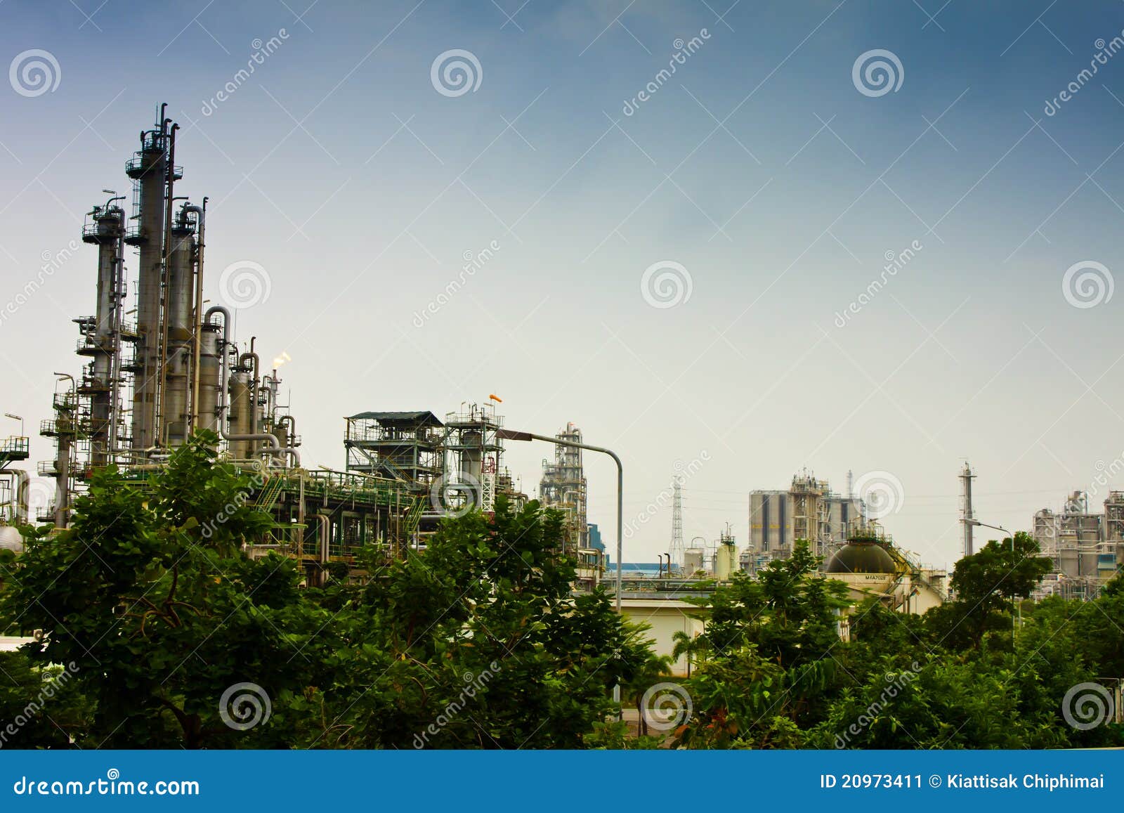 Tower and Piping in Factory Stock Image - Image of pipeline, pipe: 20973411