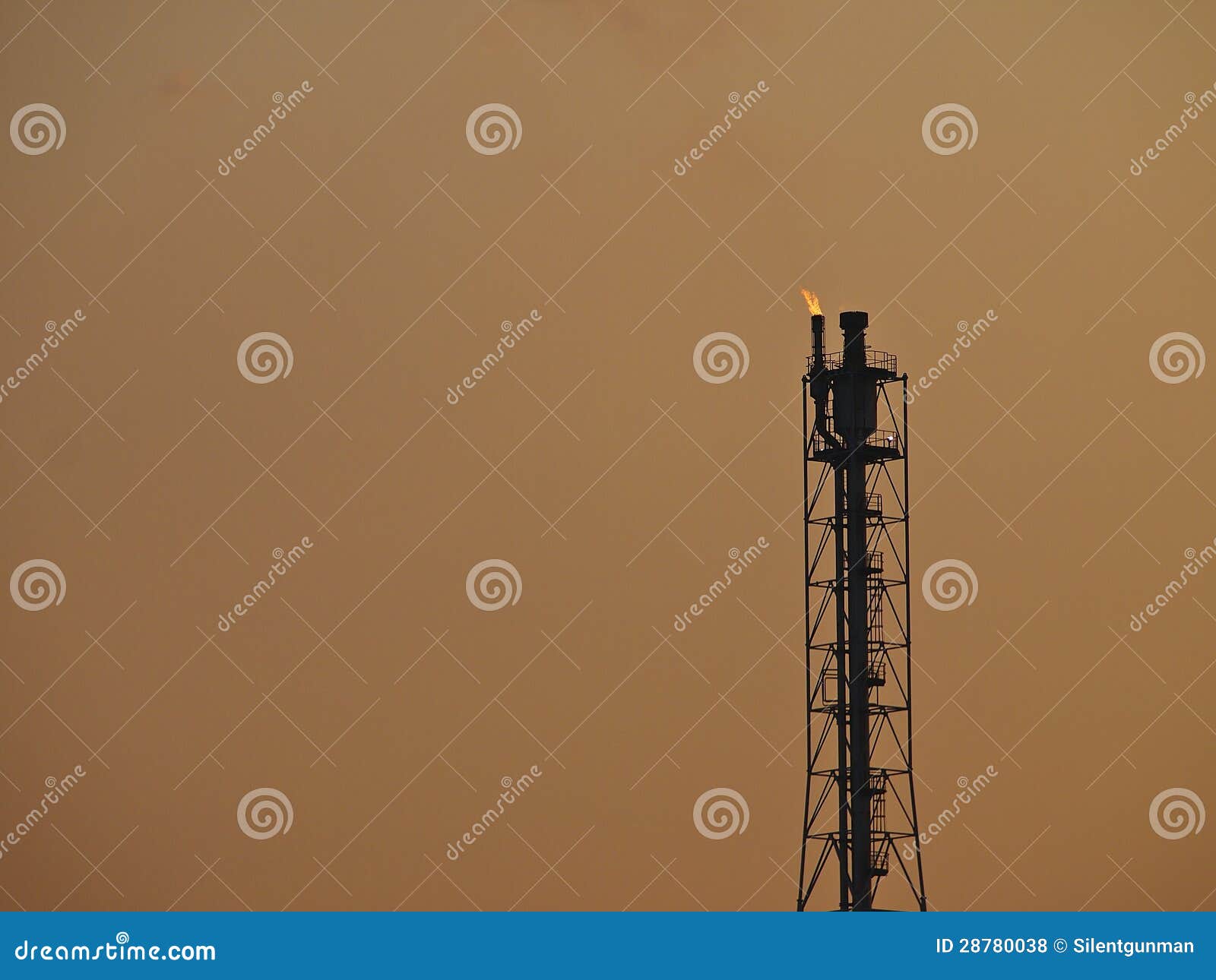 Tower of refinery stock photo. Image of structure, technology - 28780038
