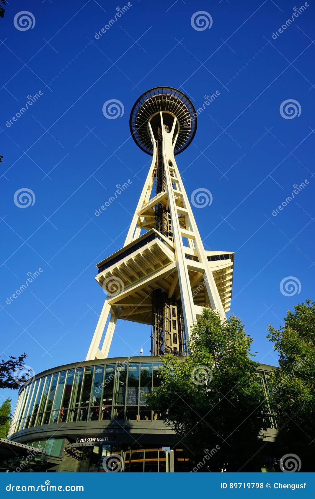 A tower at Seattle editorial stock photo. Image of evening - 89719798