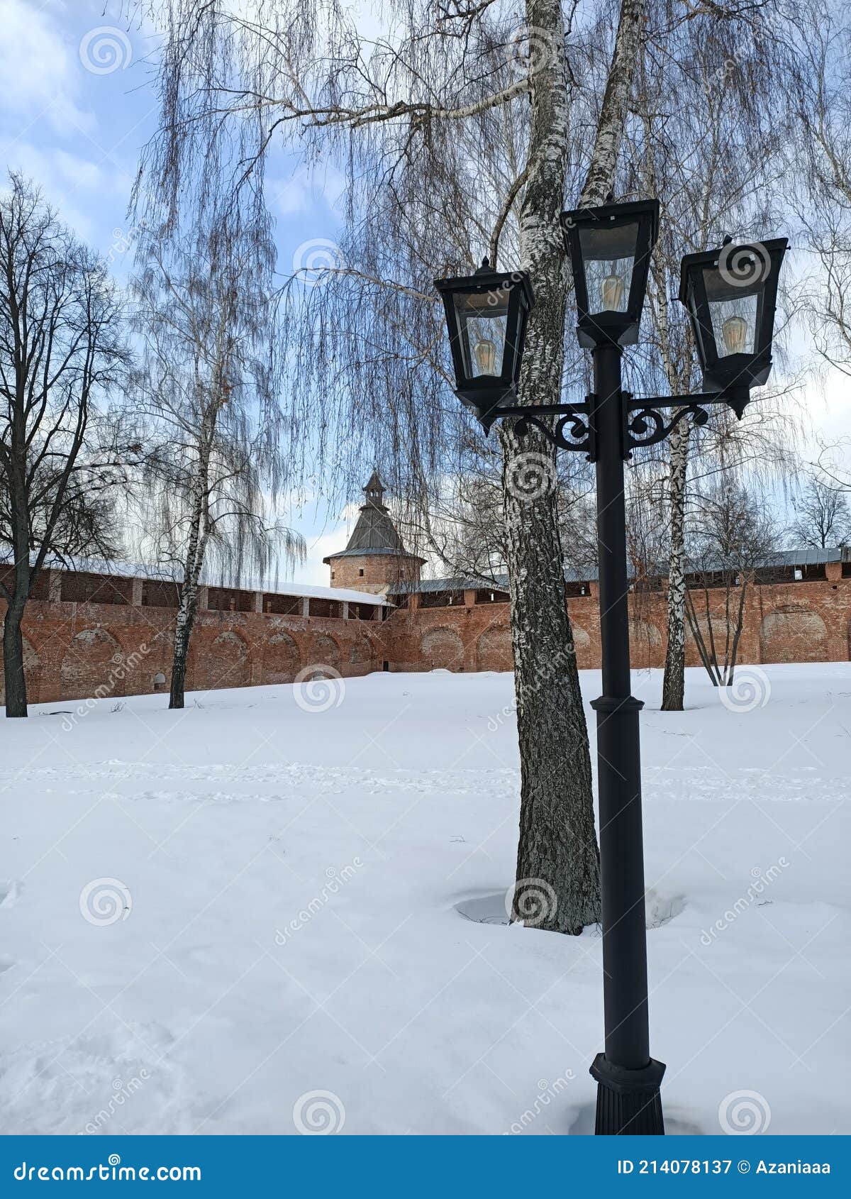 Tower of the Old Medieval Russian Kremlin in Zaraisk Stock Image ...