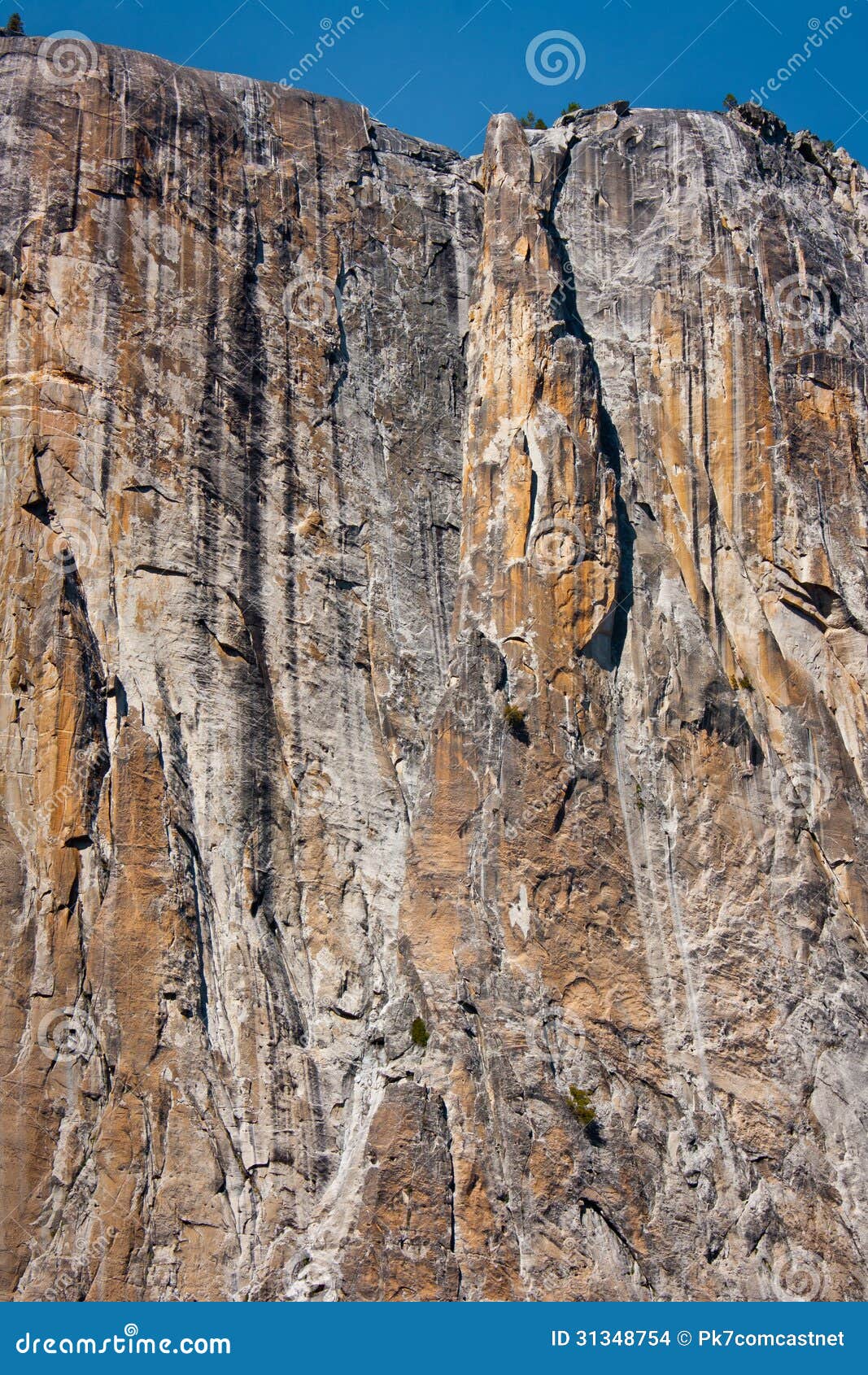 Towering Cliff Stock Images - Image: 31348754