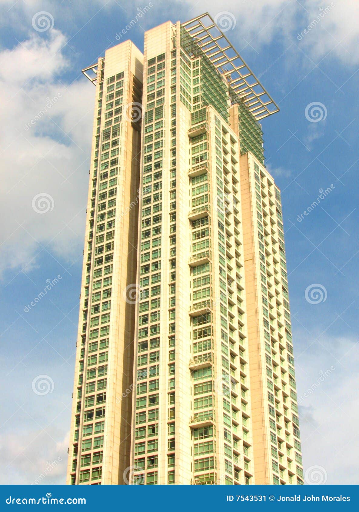 Towering Office Building stock image. Image of skyline - 7543531