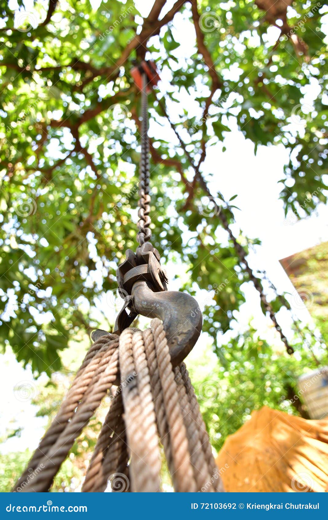 Towing Block Chain Hook Rope Stock Photo - Image of rope, pulley: 72103692