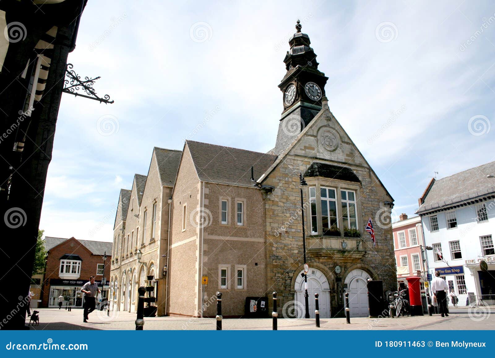 The Town Centre in Evesham, Worcestershire, UK Editorial Stock Photo ...
