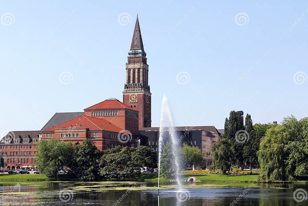 Town hall of Kiel stock image. Image of tower, fountain - 28131121