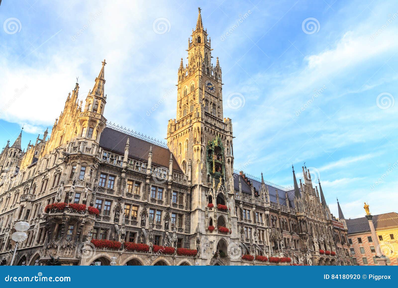 Town Hall Rathaus in Marienplatz, Munich Stock Photo - Image of germany ...