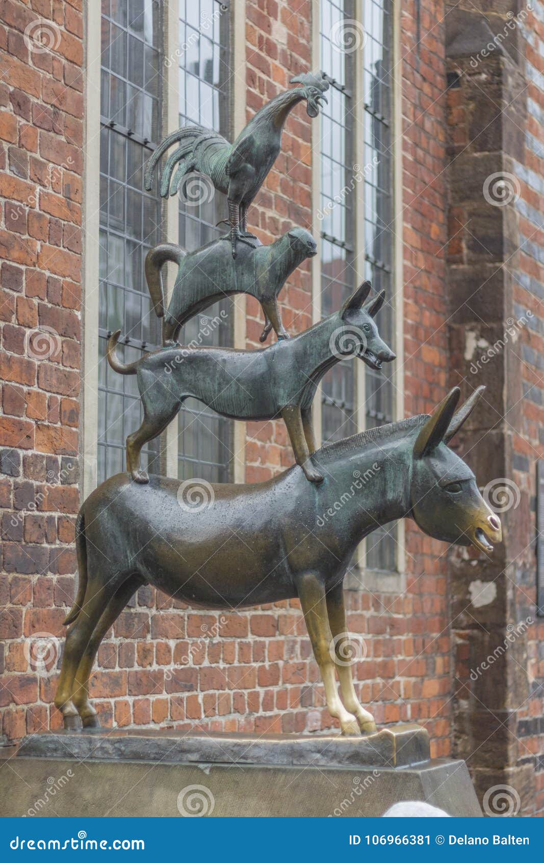 Town Musicians of Bremen stock image. Image of brothers - 106966381