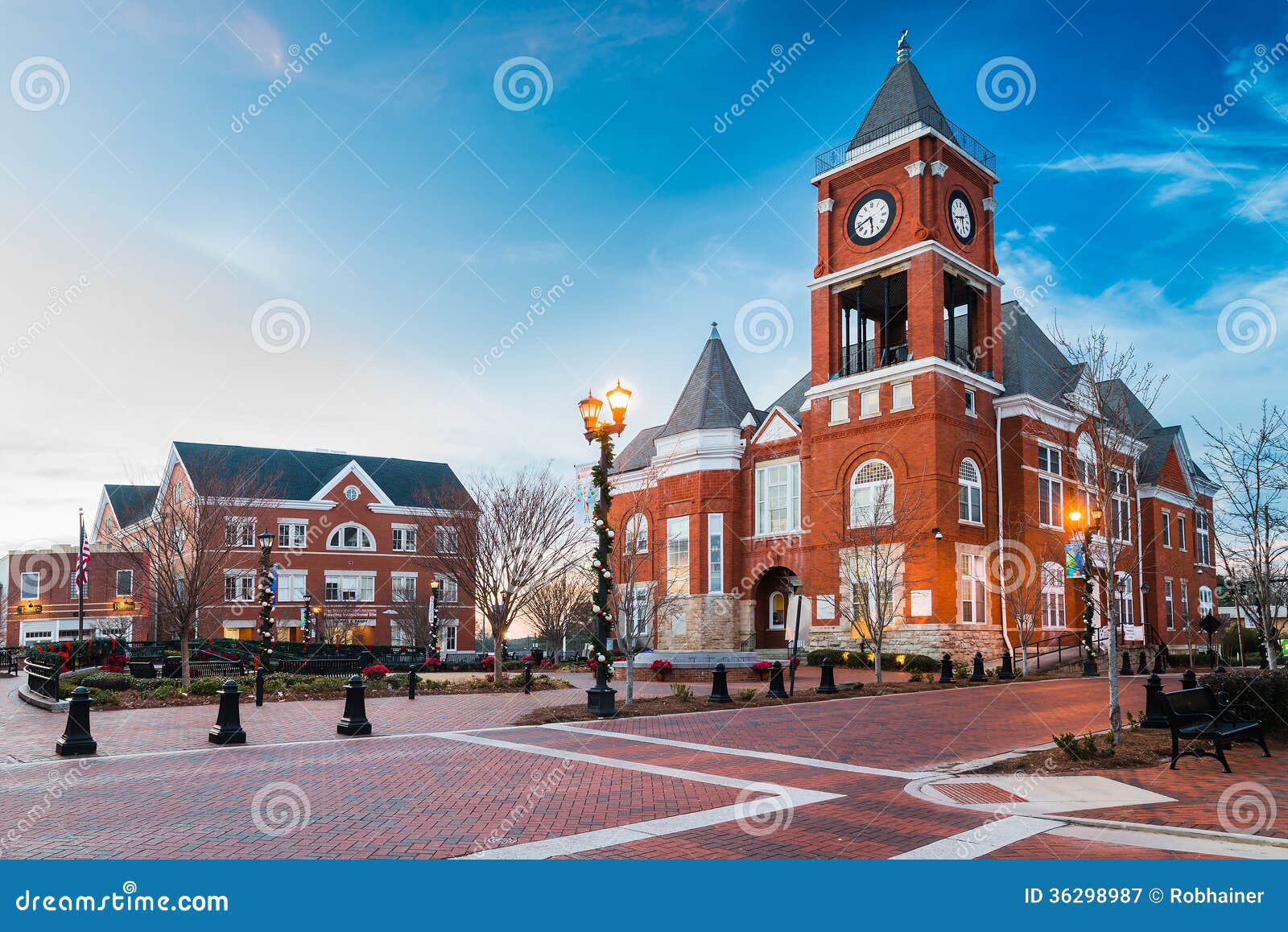 Town Square in Dallas, Georgia Stock Image - Image of intersection ...