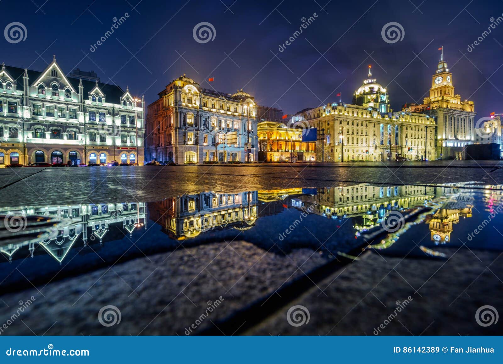 Town Square in Financial District Stock Image - Image of entrance ...