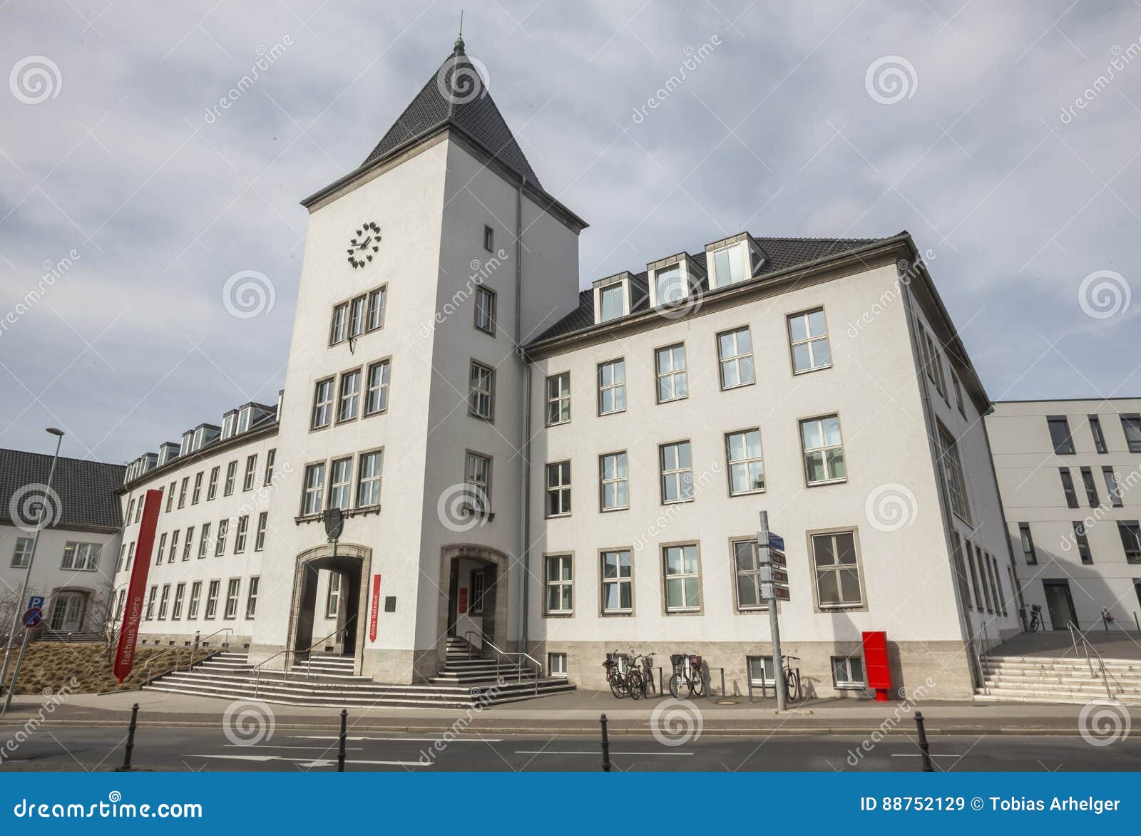 The townhall moers germany editorial stock image. Image of north - 88752129