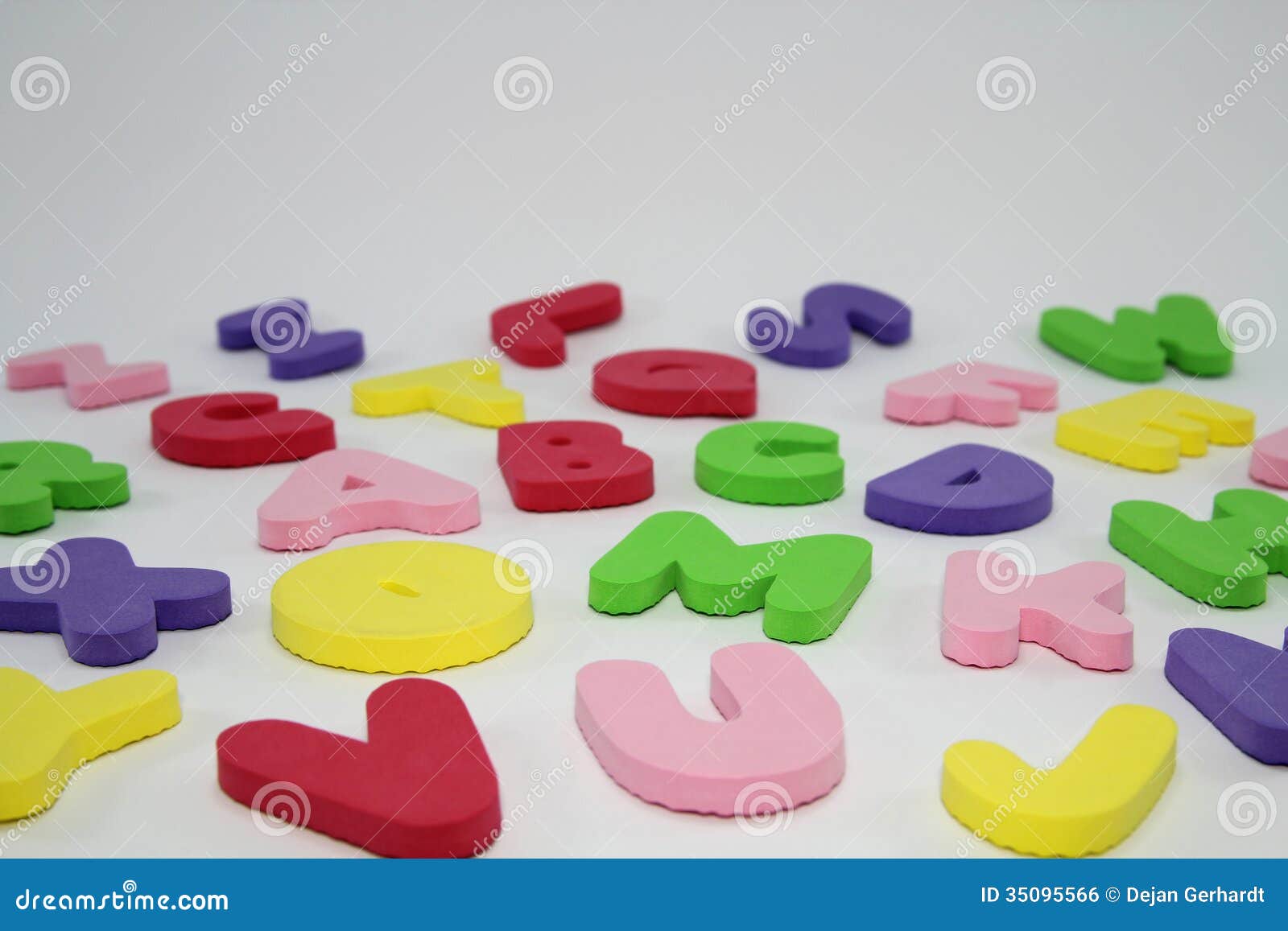 Toy Alphabet Letters Colorido. Foto de Stock - Imagem de bebês ...