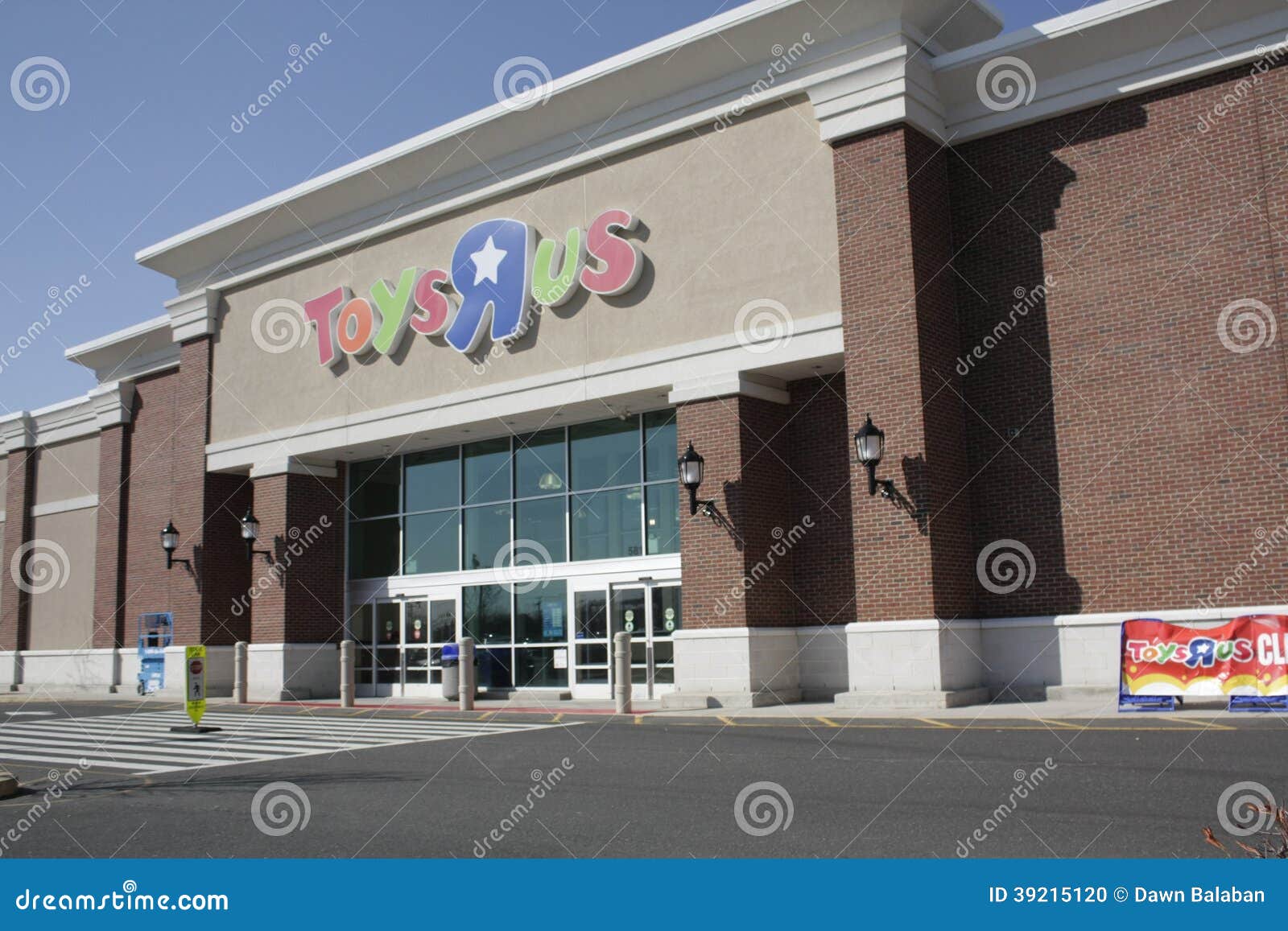 246 Toys R Us Stock Photos - Free & Royalty-Free Stock Photos from ...