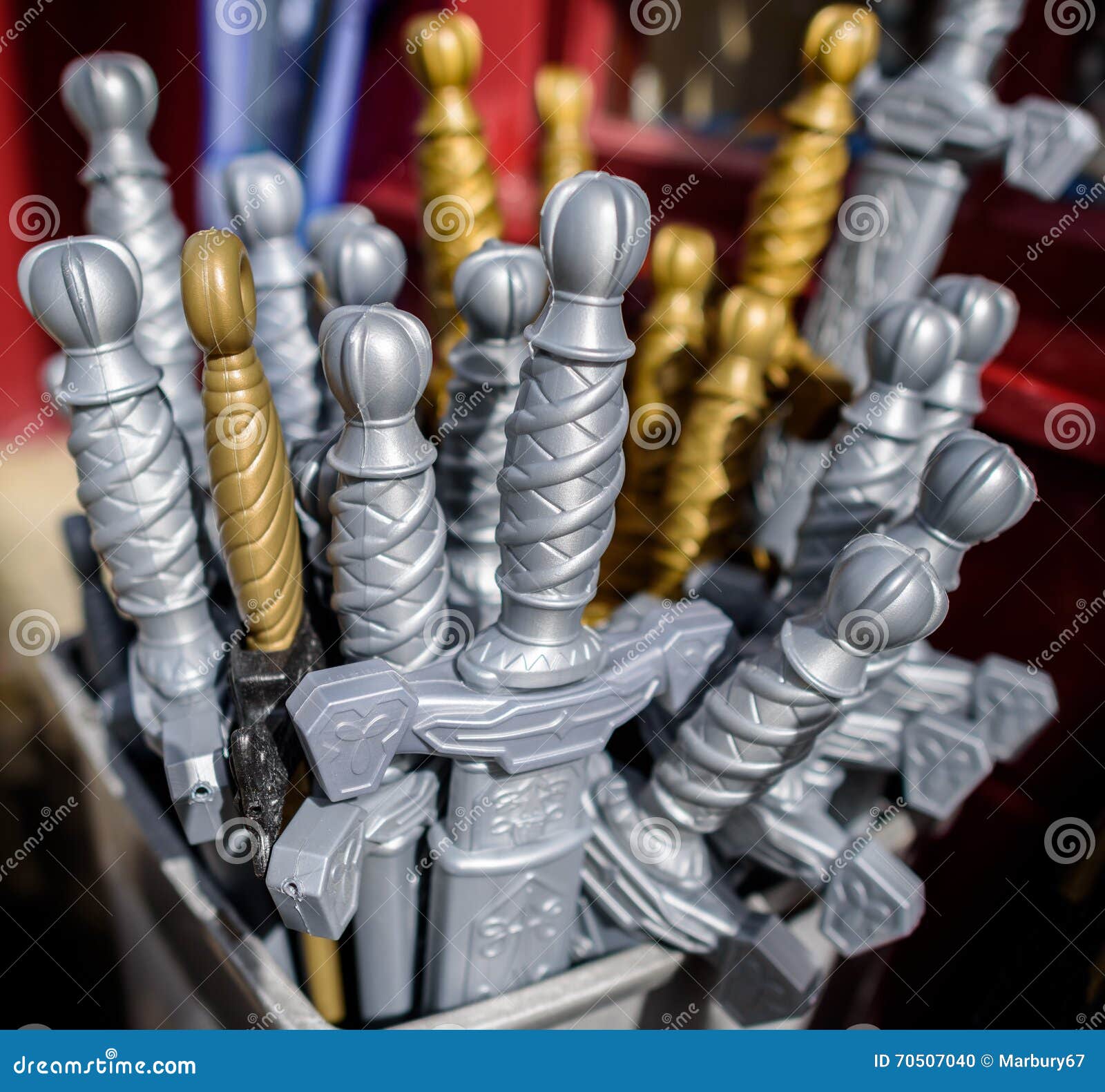 Toy Swords foto de archivo. Imagen de pila, guerra, guerrero - 70507040