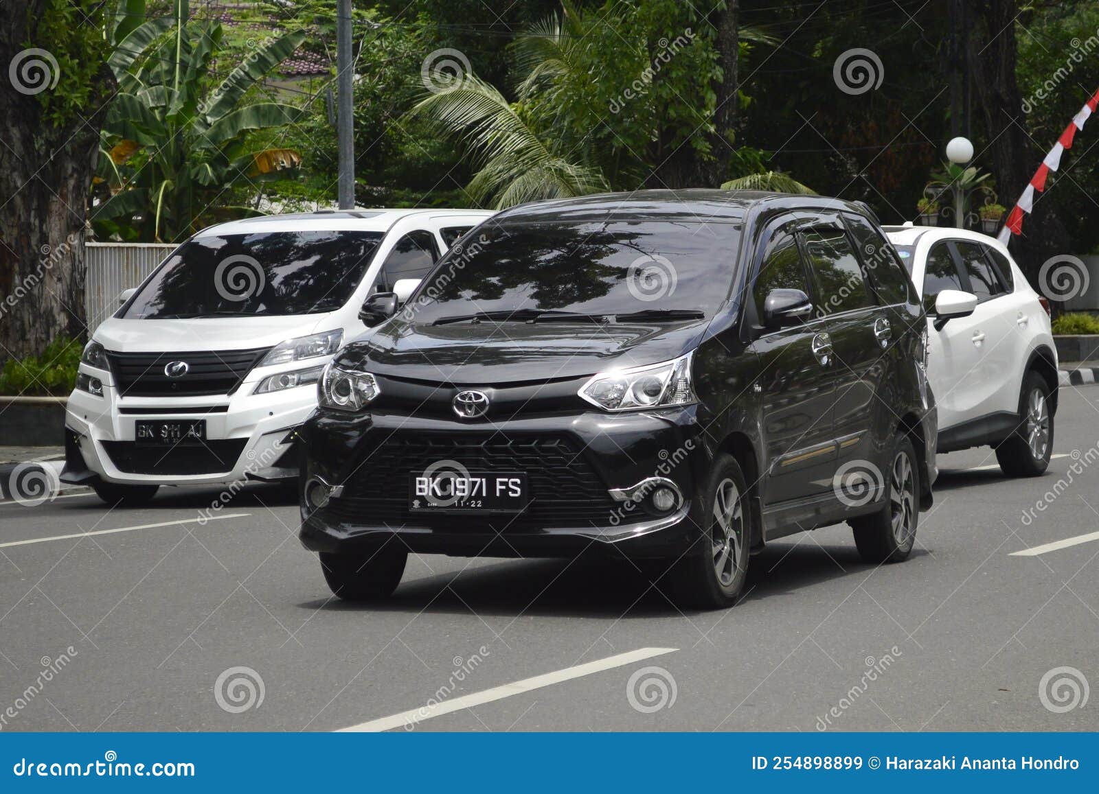 2017 Toyota Avanza (Type 1.5 Veloz) Editorial Stock Image - Image of ... 2017 Toyota Avanza (Type 1.5 Veloz) Editorial Stock Image - Image of ...