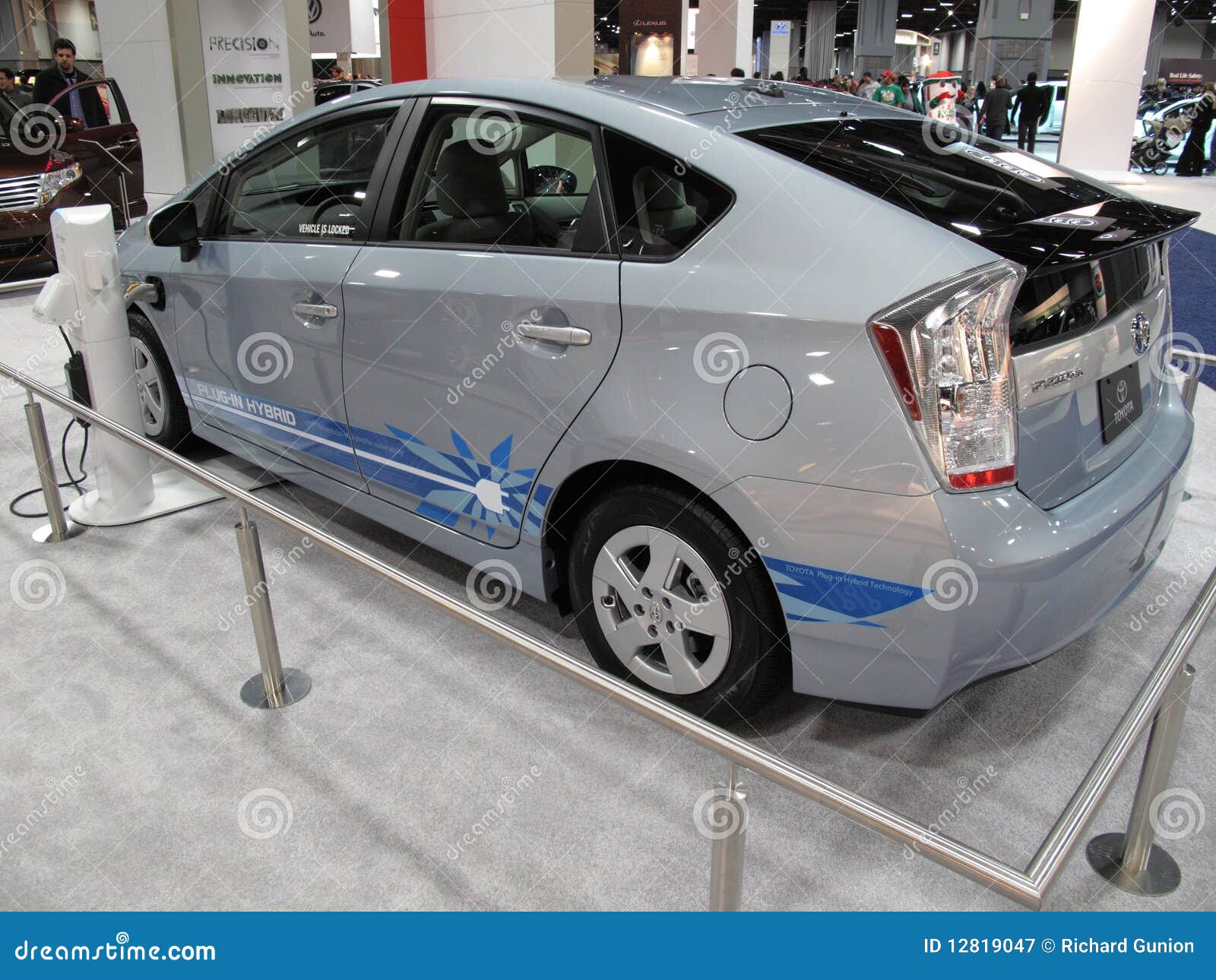 Toyota Prius Hybrid Logo Editorial Photo | CartoonDealer.com #39235877