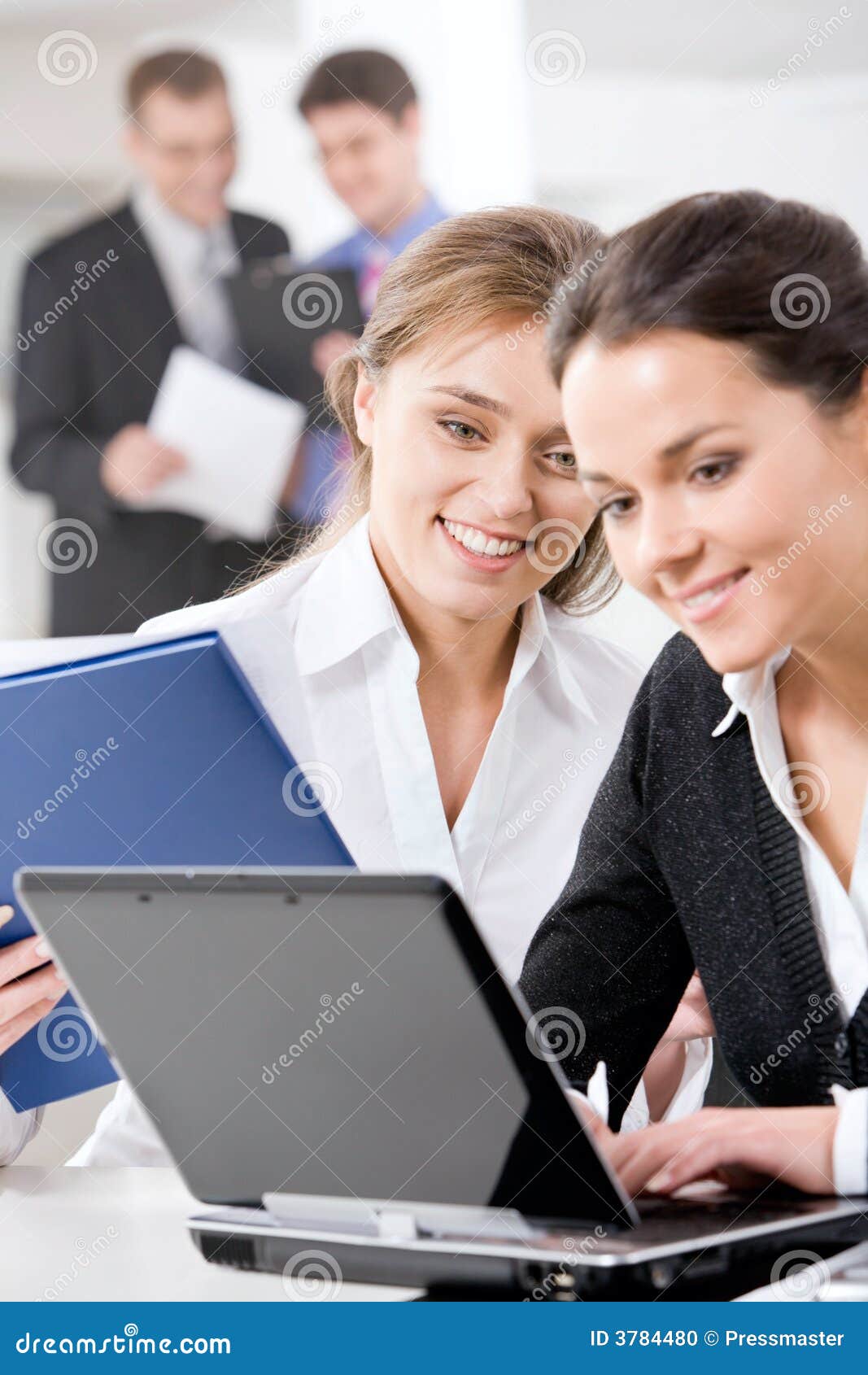 Trabajadoras foto de archivo. Imagen de encargado, carrera - 3784480