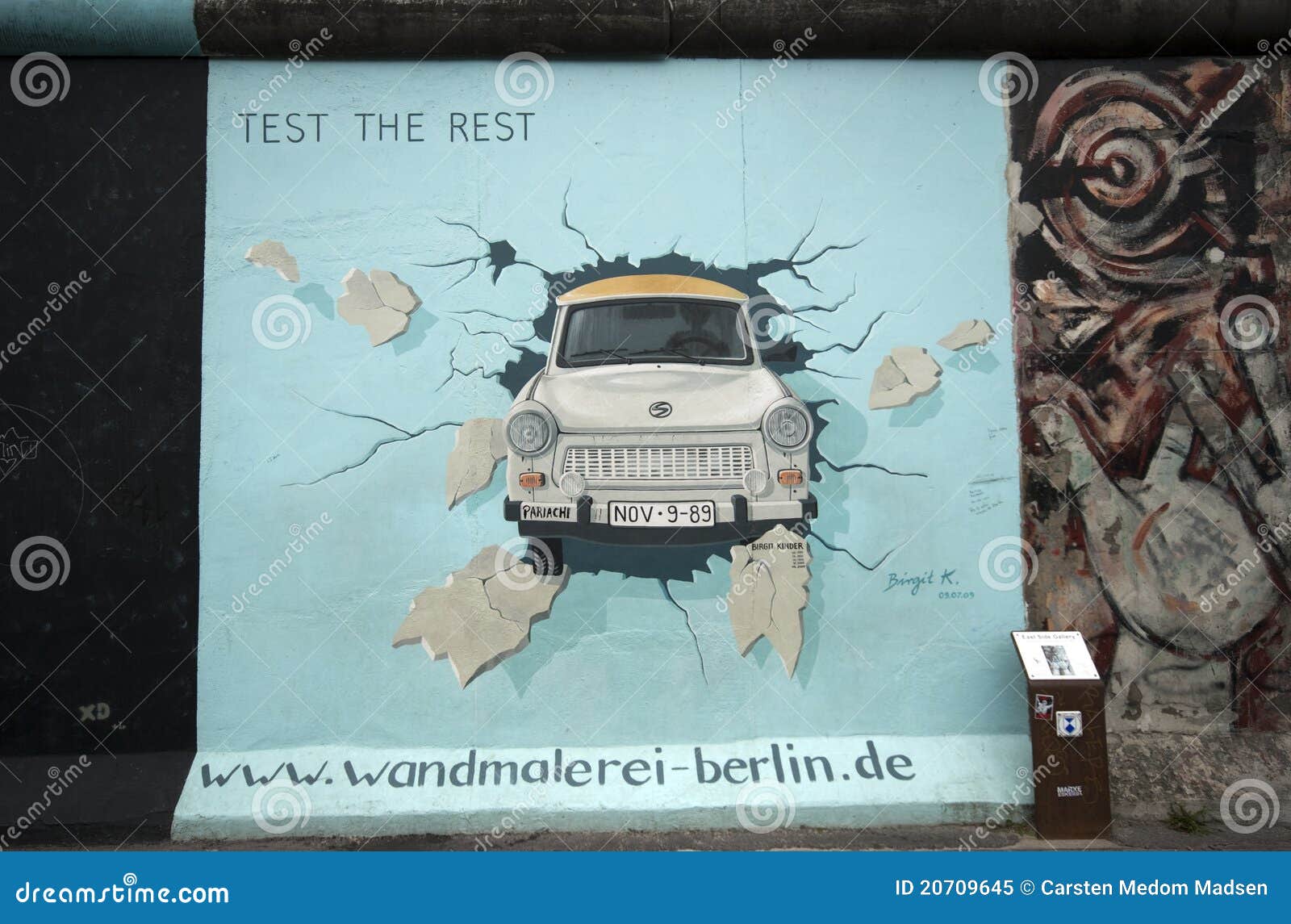 Trabant through Berlin Wall Editorial Image - Image of famous, memorial ...
