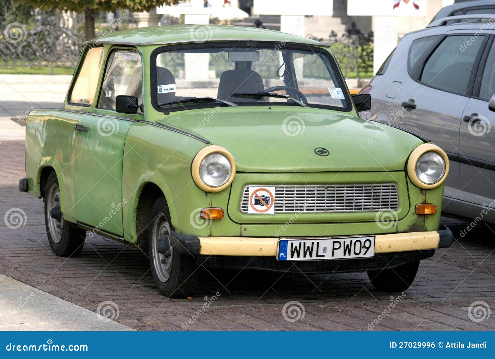 Trabant, Warszawa, Poland editorial photo. Image of history - 27029996