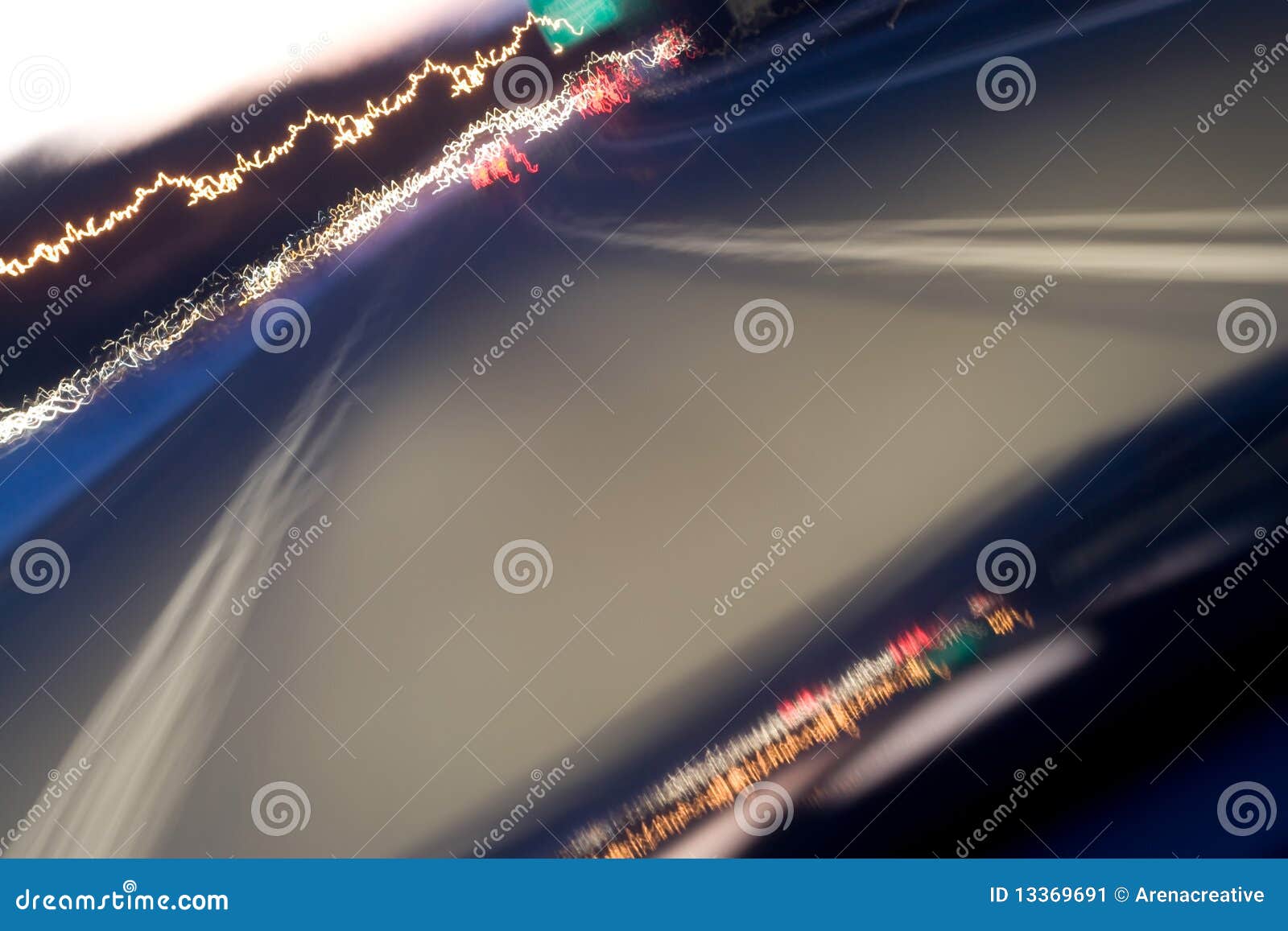 Tracce Dell'indicatore Luminoso Della Strada Immagine Stock - Immagine ...