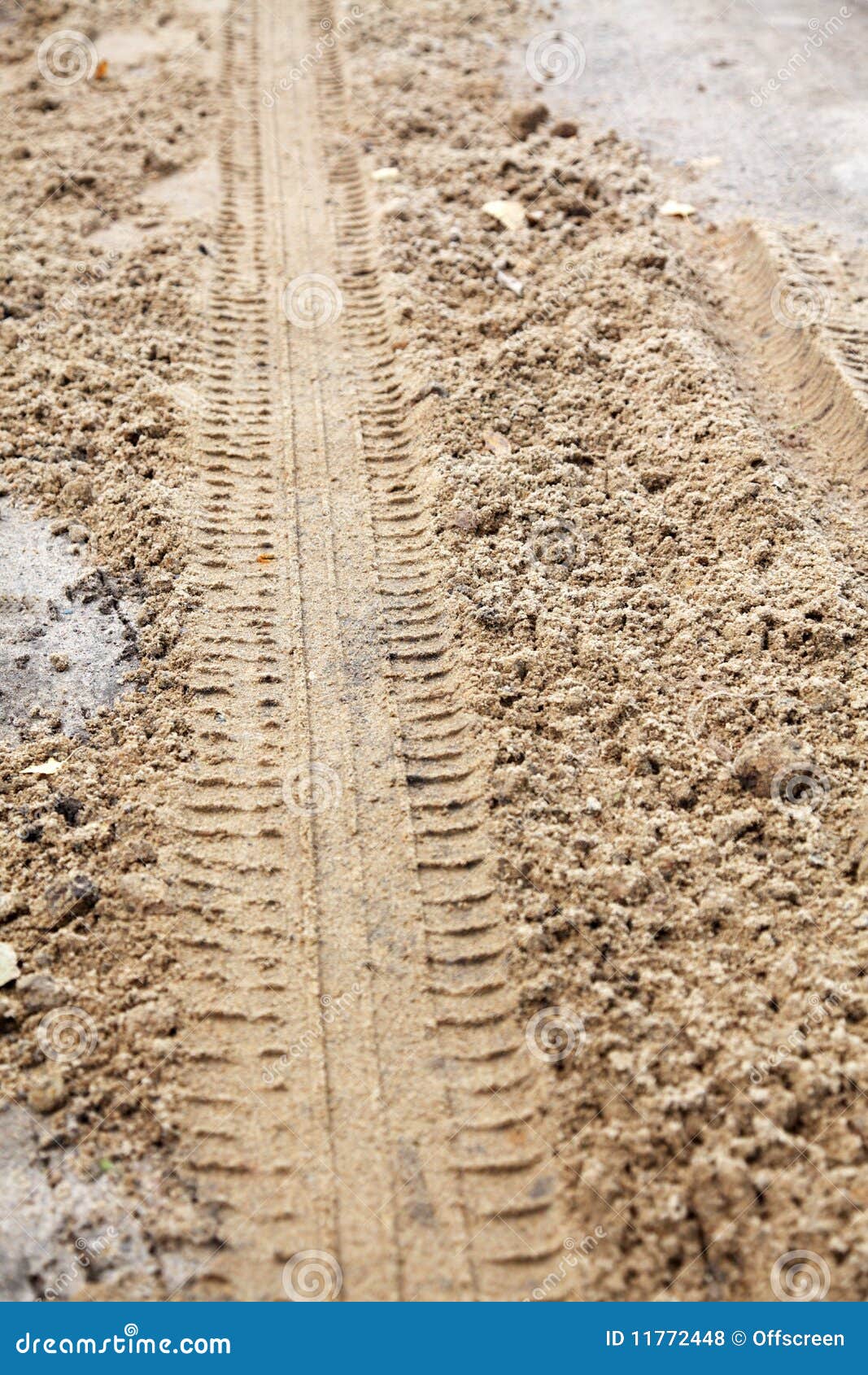 Trace on sand stock photo. Image of road, pattern, beach - 11772448