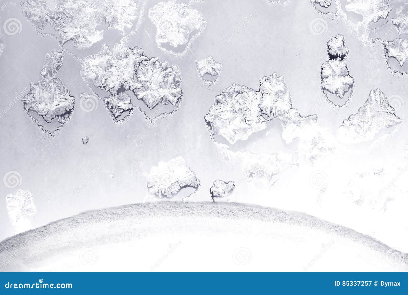 Tracery De La Escarcha En Ventana Congelada Imagen de archivo - Imagen ...