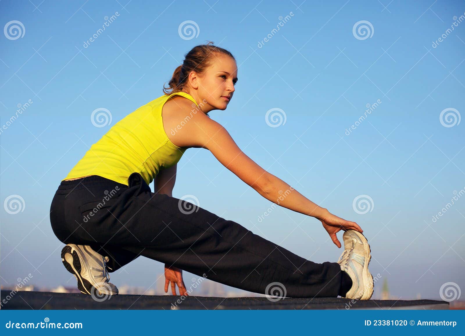 Traceur Limbering Up on Rooftop Stock Photo - Image of blonde ...