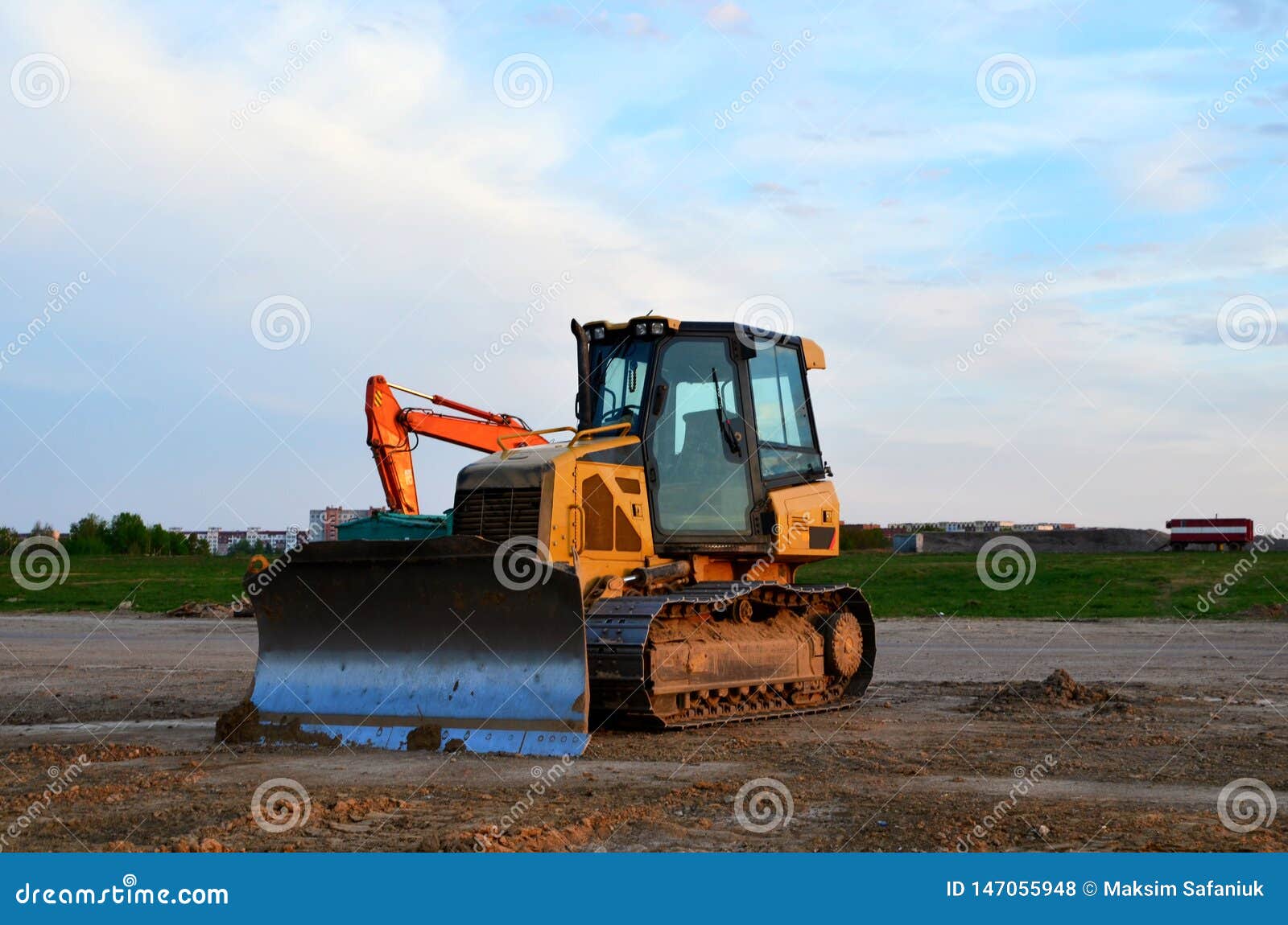 Track-Type Tractors, Bulldozer, Earth-Moving Heavy Equipment for ...
