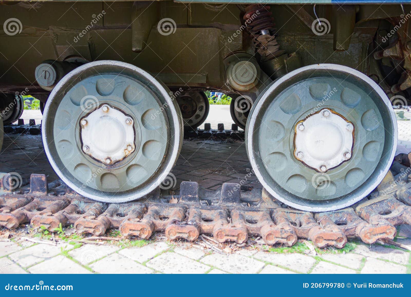 Track and Wheels of the Tank Stock Photo - Image of service, tank ...