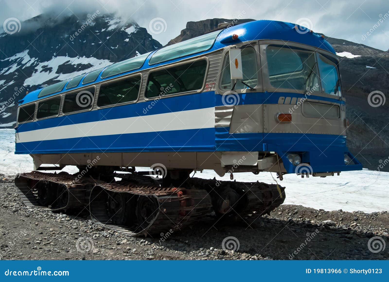 Tracked greyhound bus stock photo. Image of blue, shake - 19813966